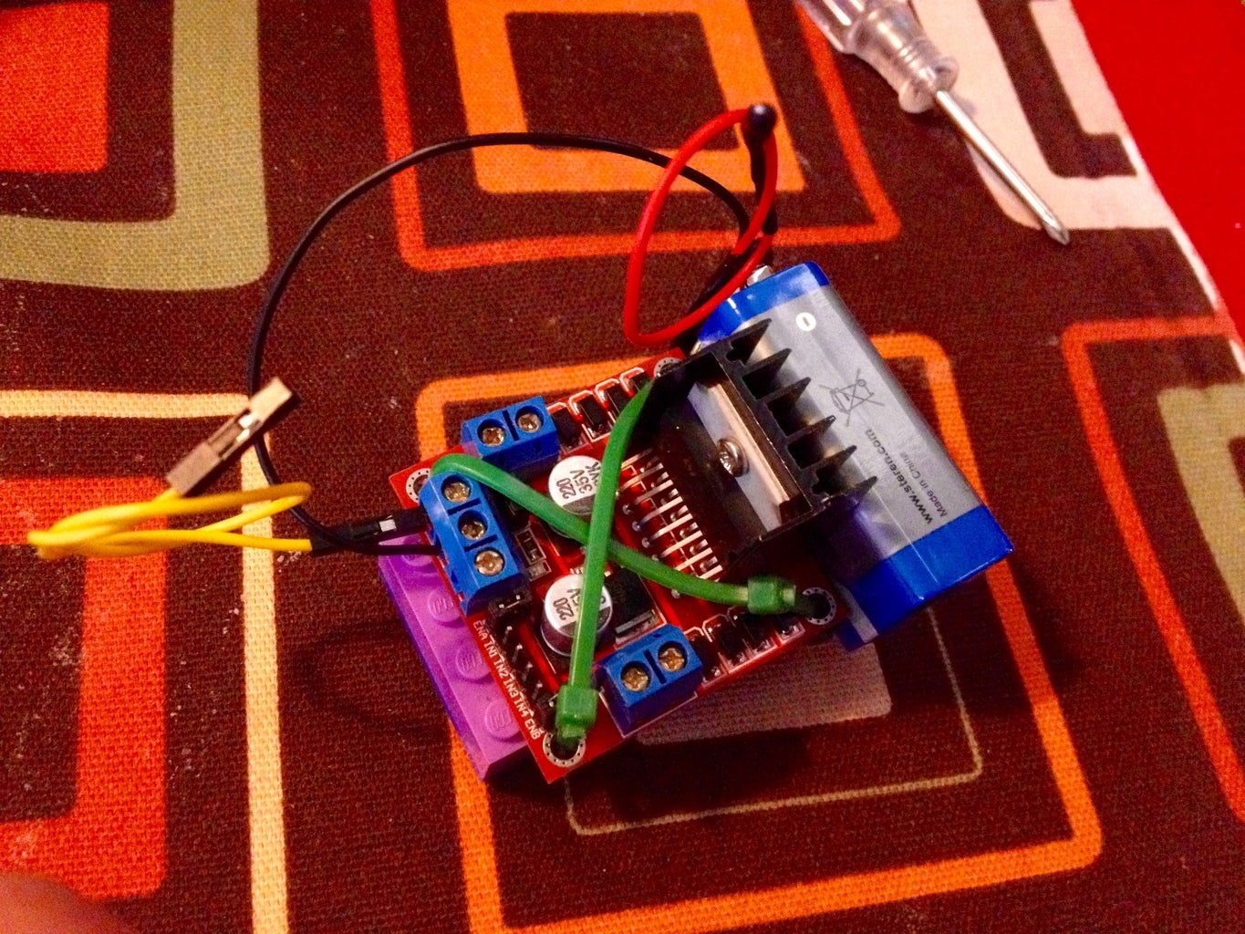Carro Esquiva Obstáculos Arduino Uno 6 Steps Instructables