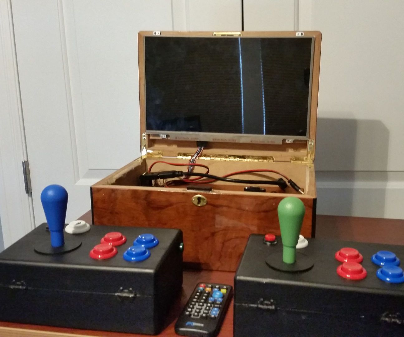 Portable Arcade and Media Player : 8 Steps (with Pictures) - Instructables