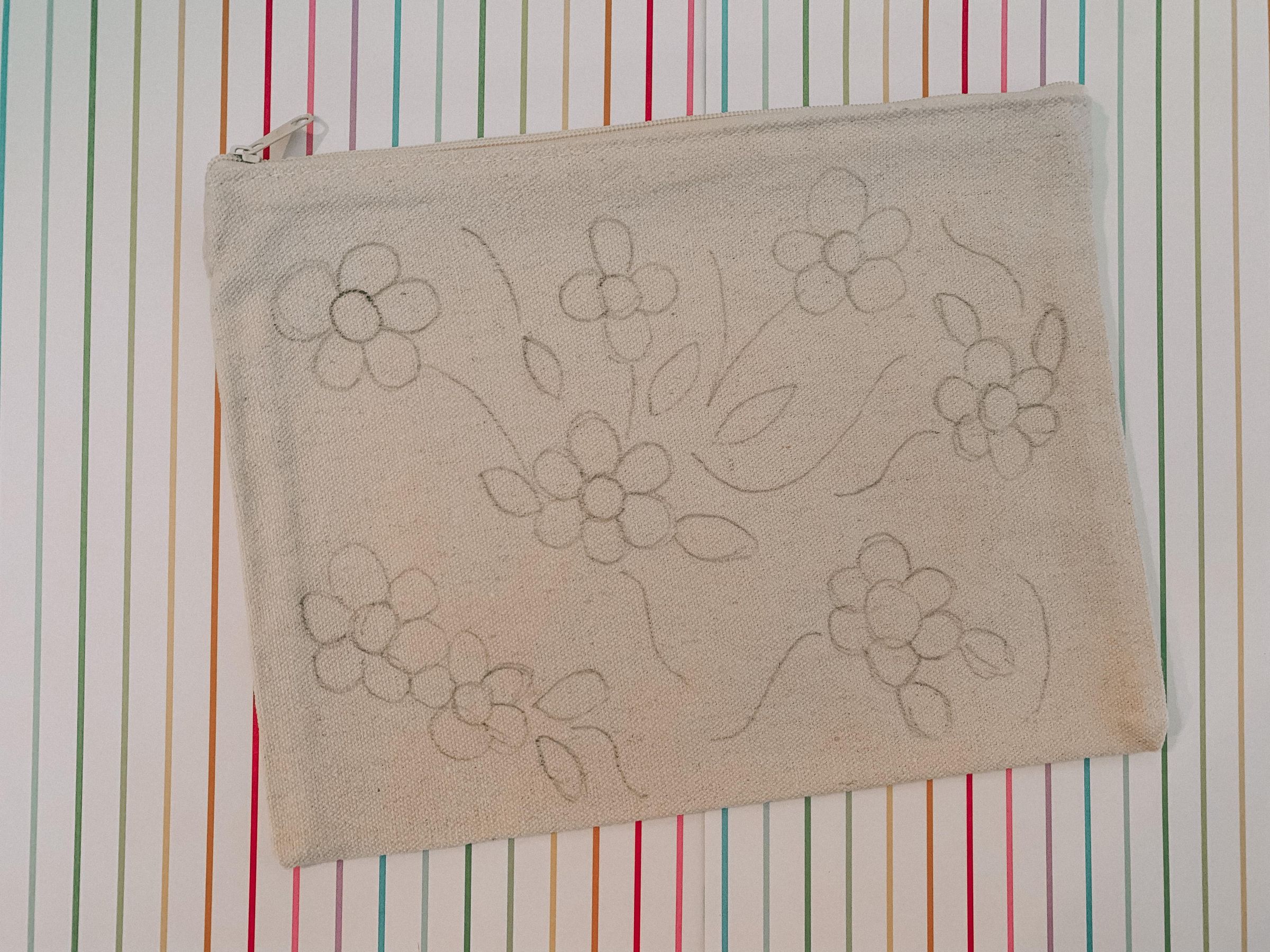 Embroidered Floral Canvas Pouch : 6 Steps (with Pictures) - Instructables