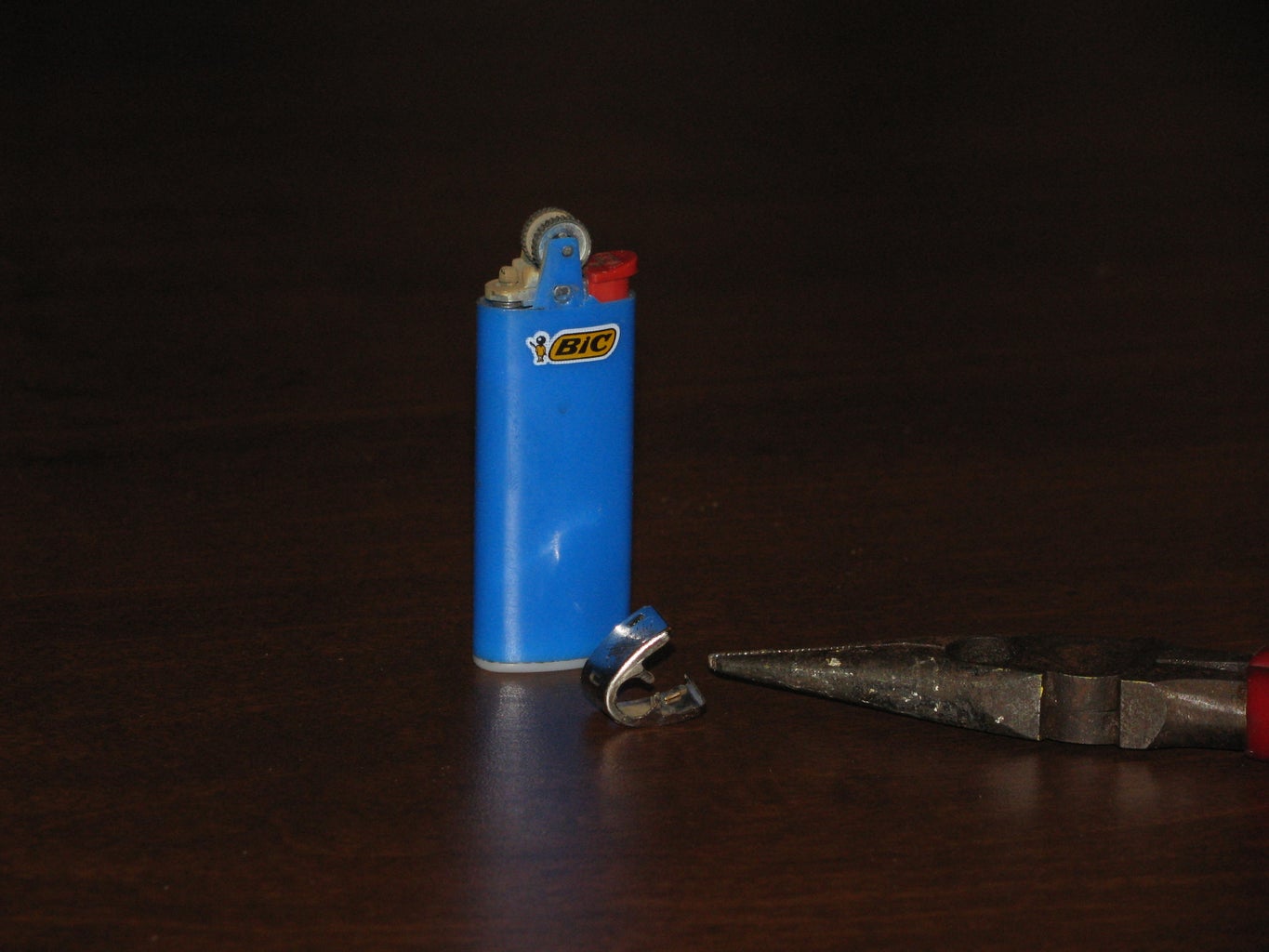 Homemade Zippo-style Lighter : 4 Steps - Instructables Homemade Zippo-style Lighter : 4 Steps - Instructables