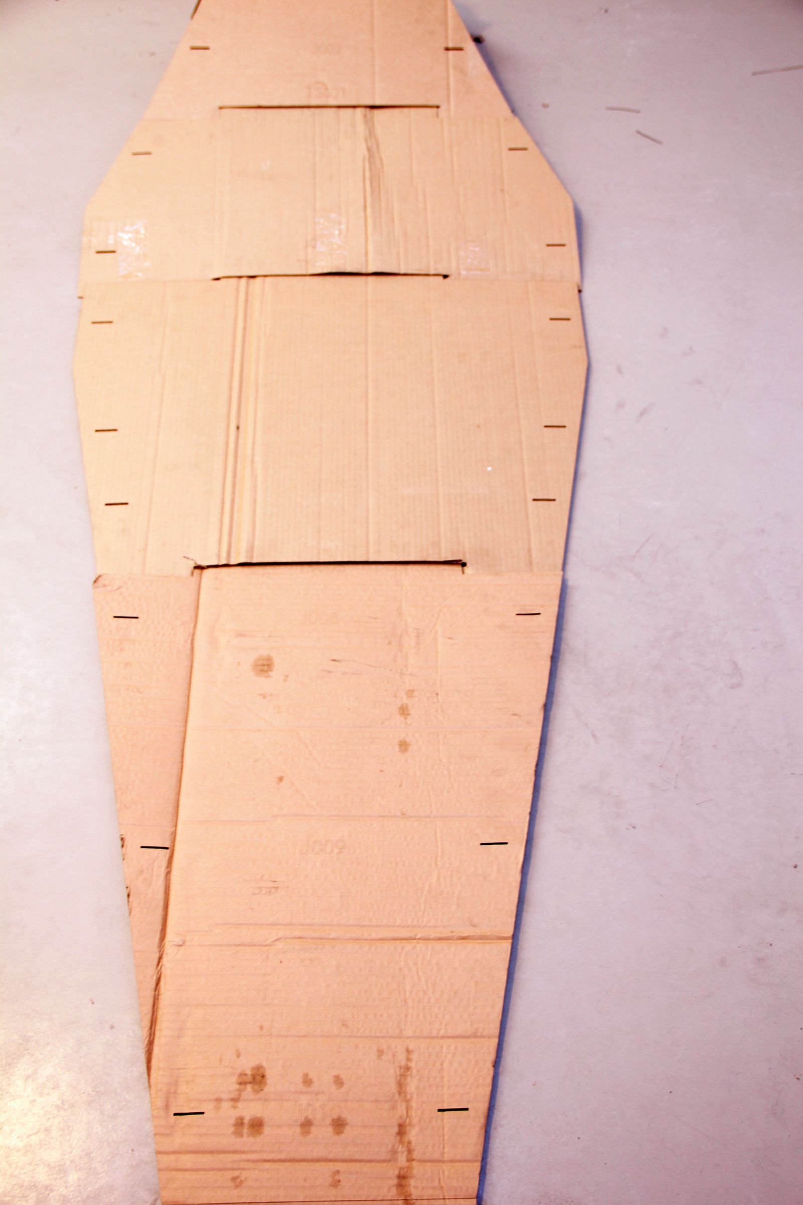 Cardboard Coffins (DIYing Free) : 16 Steps (with Pictures) - Instructables