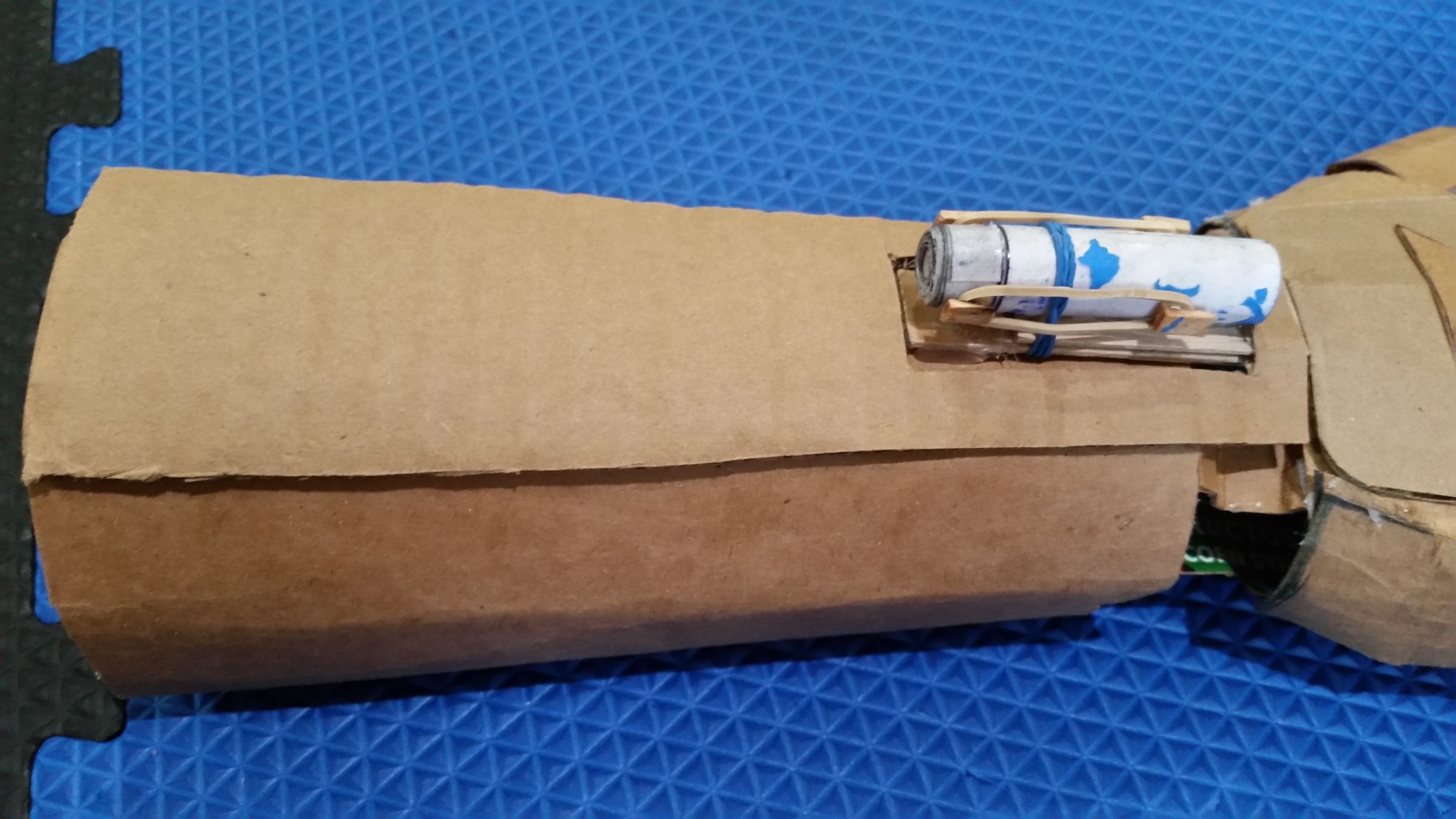 Working Cardboard Mandalorian Gauntlet: How to Make It : 14 Steps (with ...