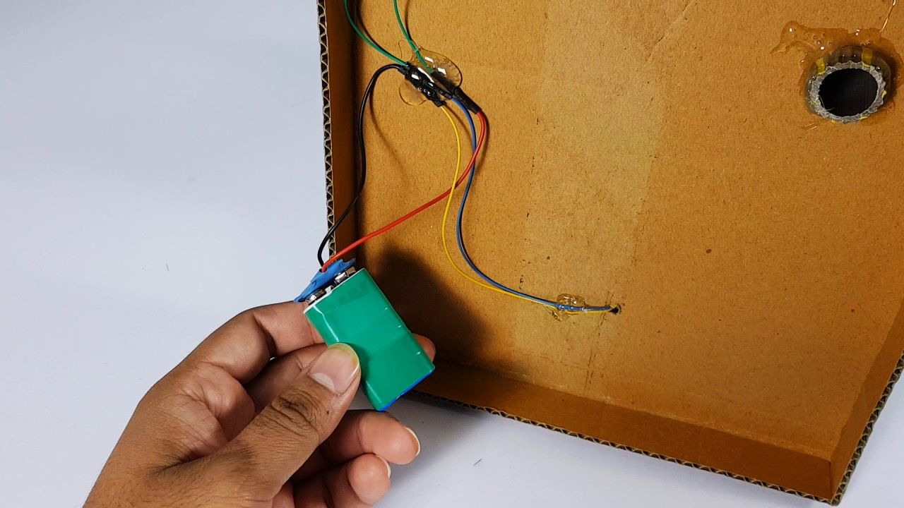 How to Make a Dancing Robot : 11 Steps (with Pictures) - Instructables