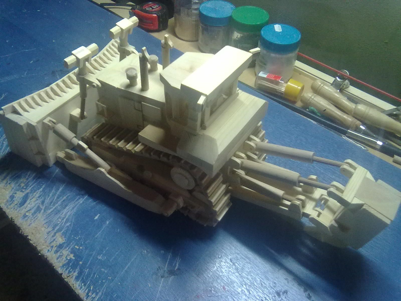 Caterpillar D11 T : 4 Steps (with Pictures) - Instructables