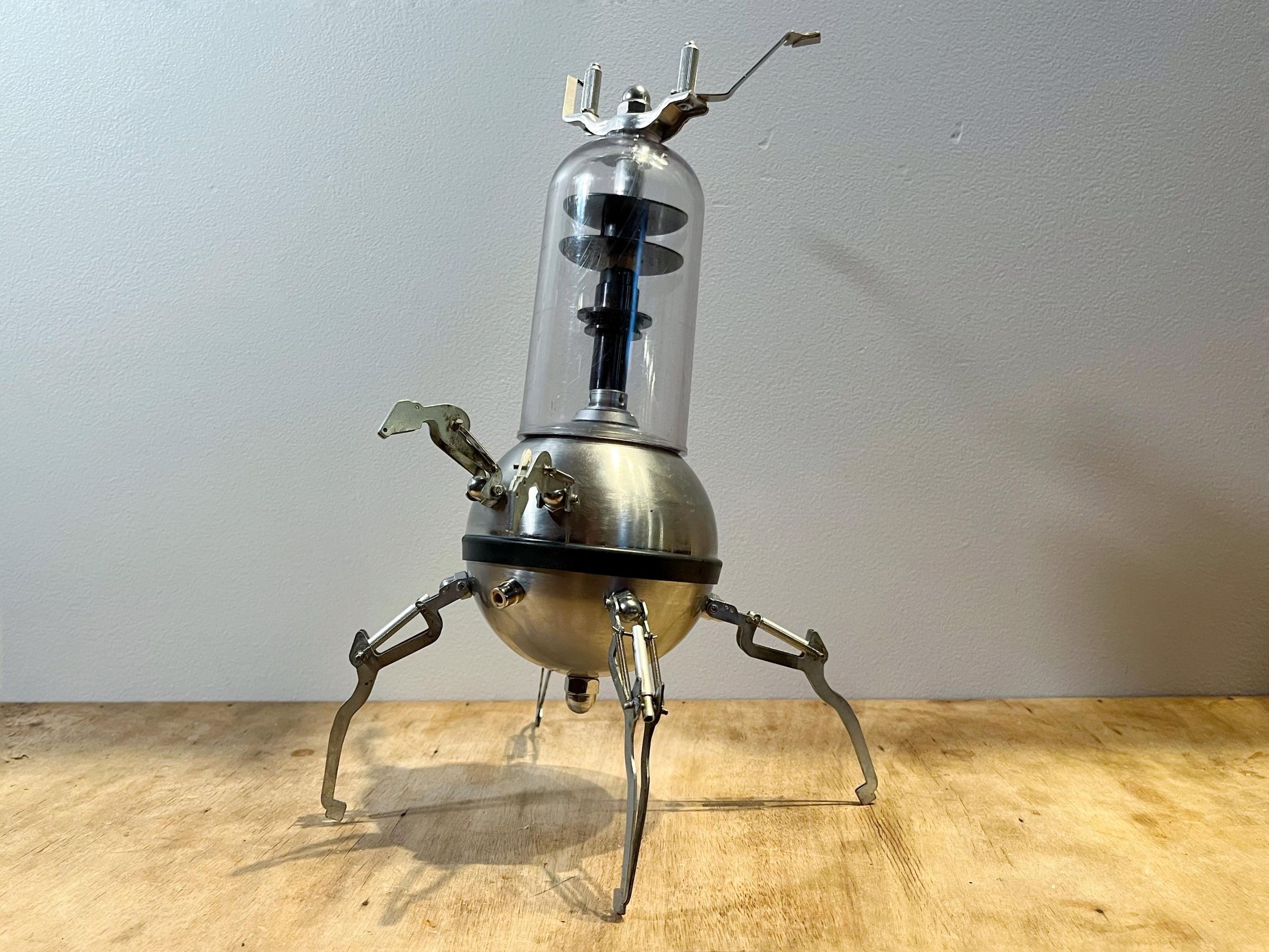 Junkbot Made From Typewriter Parts (mostly...) : 13 Steps (with Pictures) - Instructables