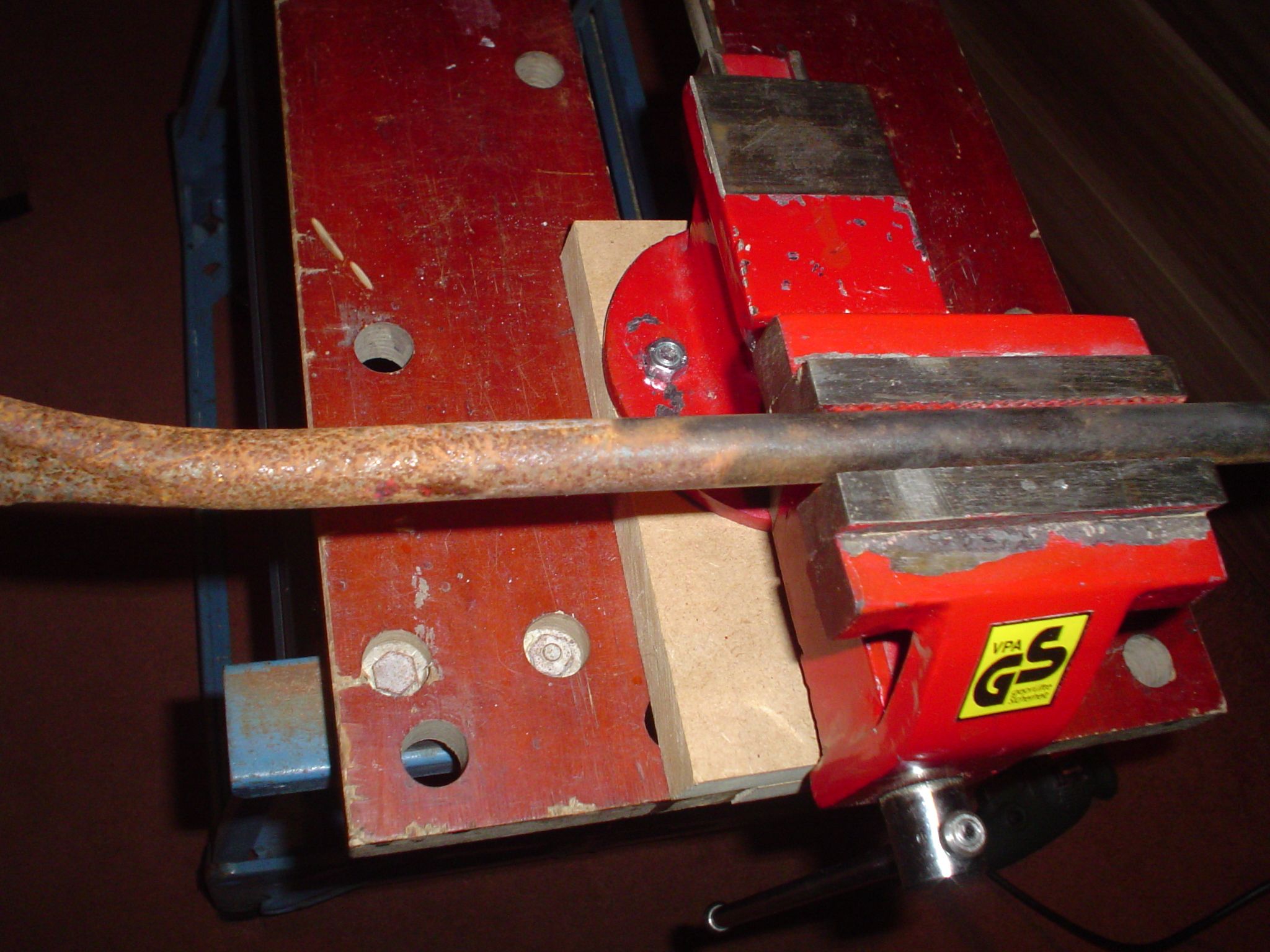 Refurbish a Rusted Crowbar : 3 Steps - Instructables