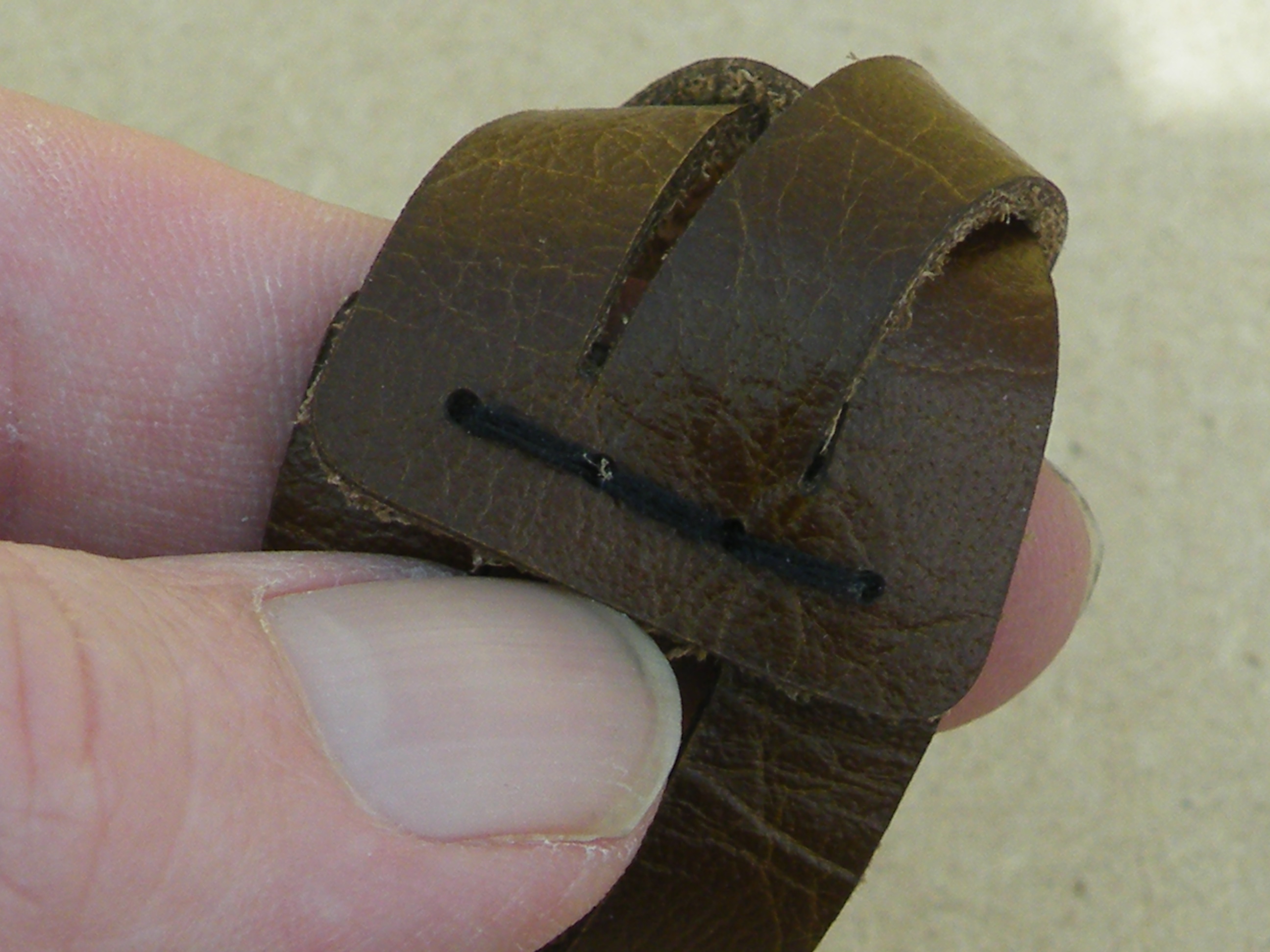 Plaited Leather Woggle : 8 Steps (with Pictures) - Instructables