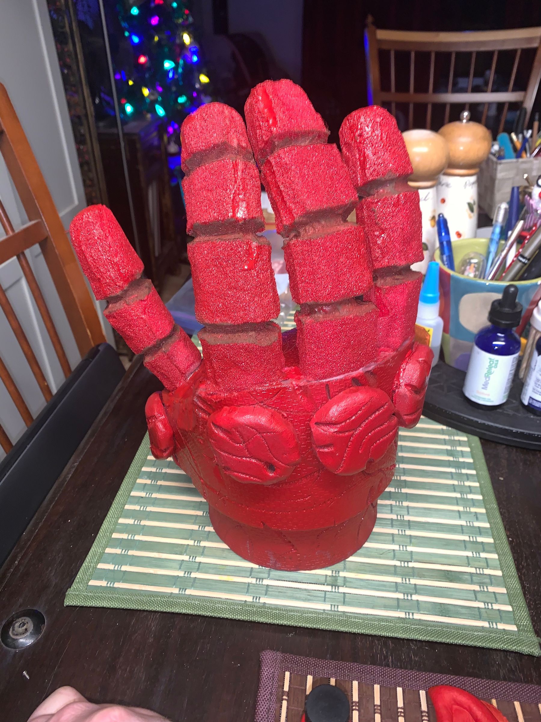 Hellboy Costume : 4 Steps - Instructables