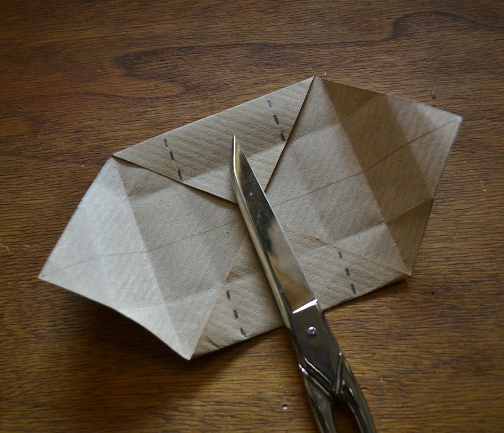 SIMPLE PAPER BOX : 10 Steps (with Pictures) - Instructables