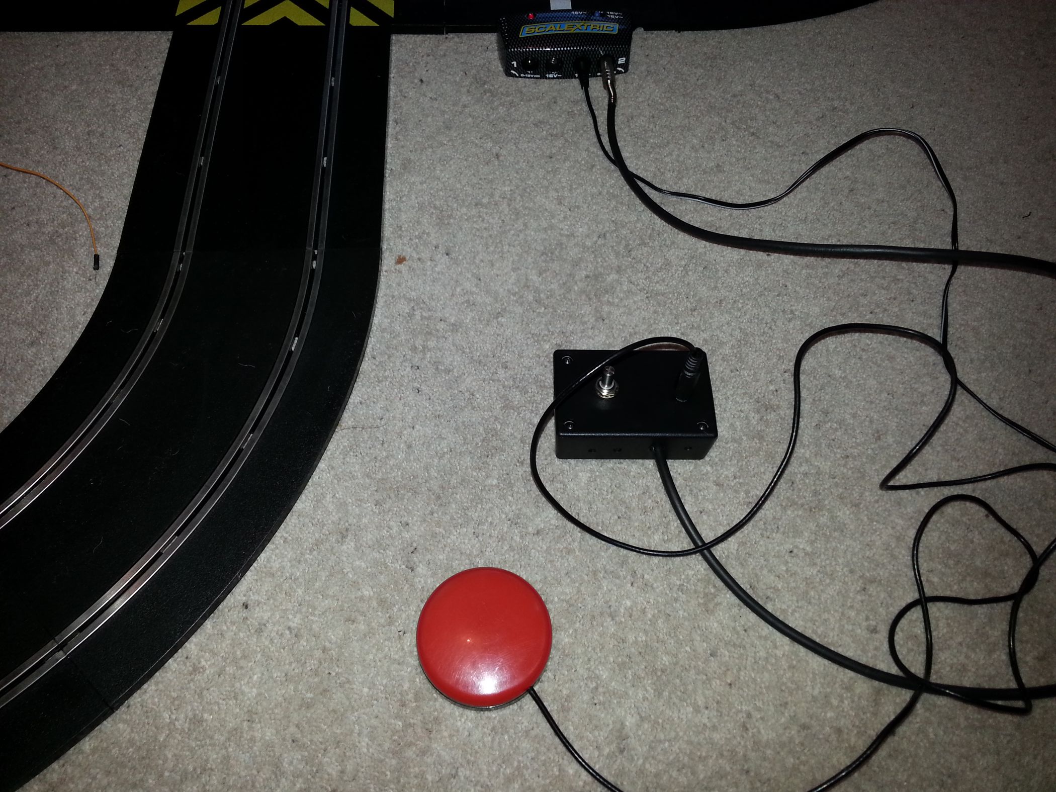 Switch Controlled Scalextric No2 - Instructables