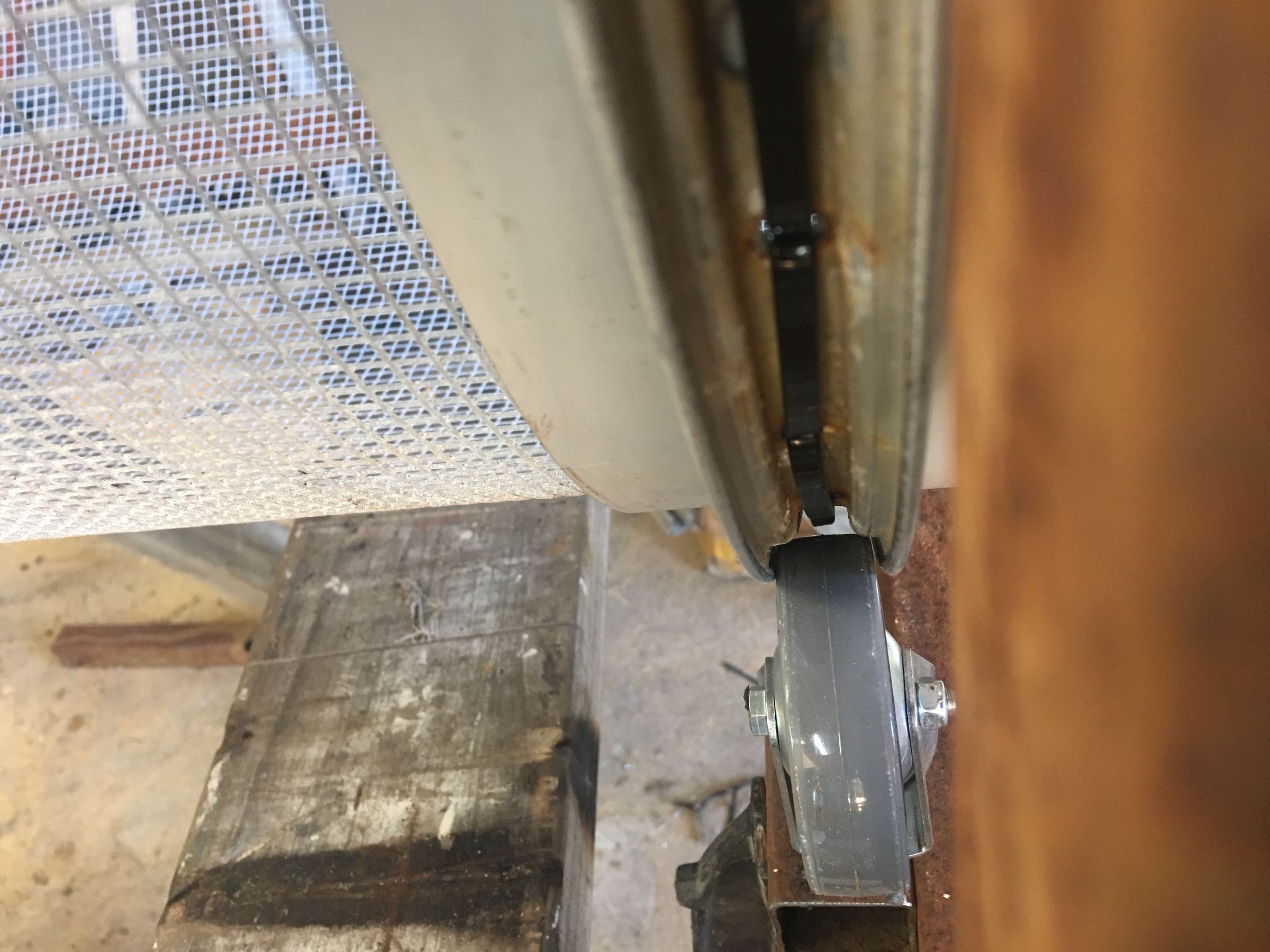 Building a Soil Sifter / Rotary Trommel : 7 Steps (with Pictures ...