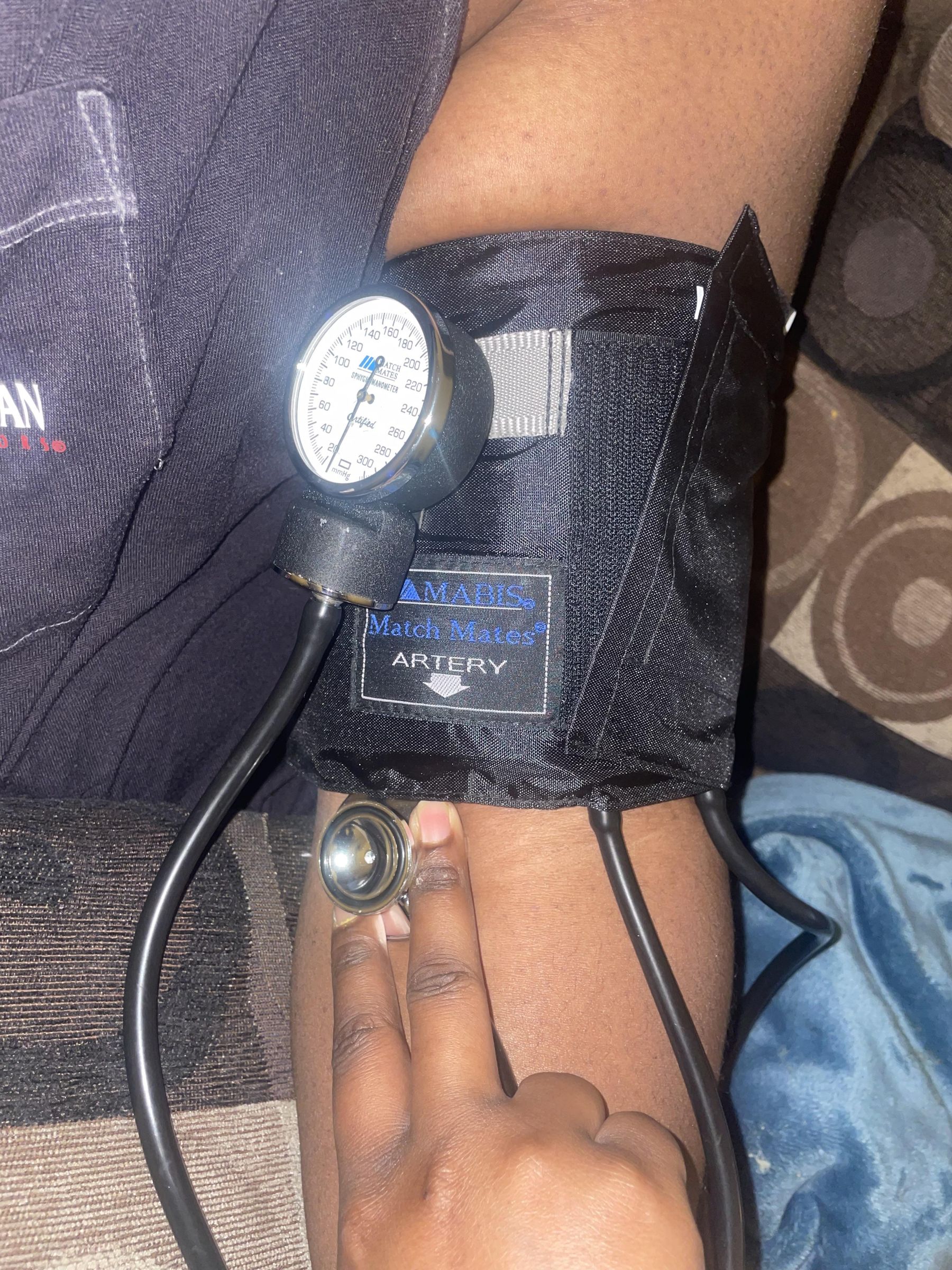 Manual Blood Pressure Guide for Adults : 6 Steps - Instructables