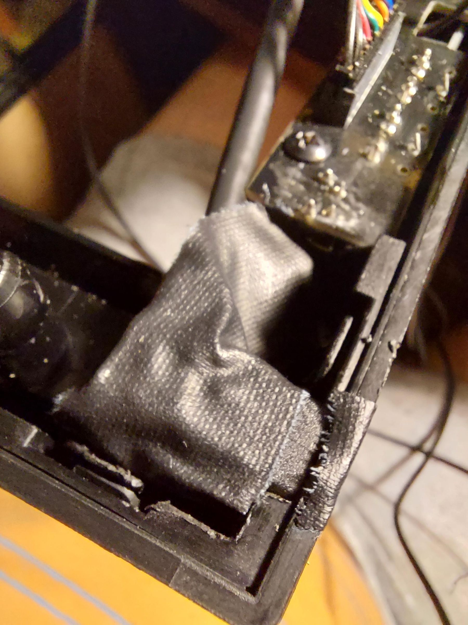 USB C Header Mod for Fractal Design Meshify C Mini : 6 Steps ...