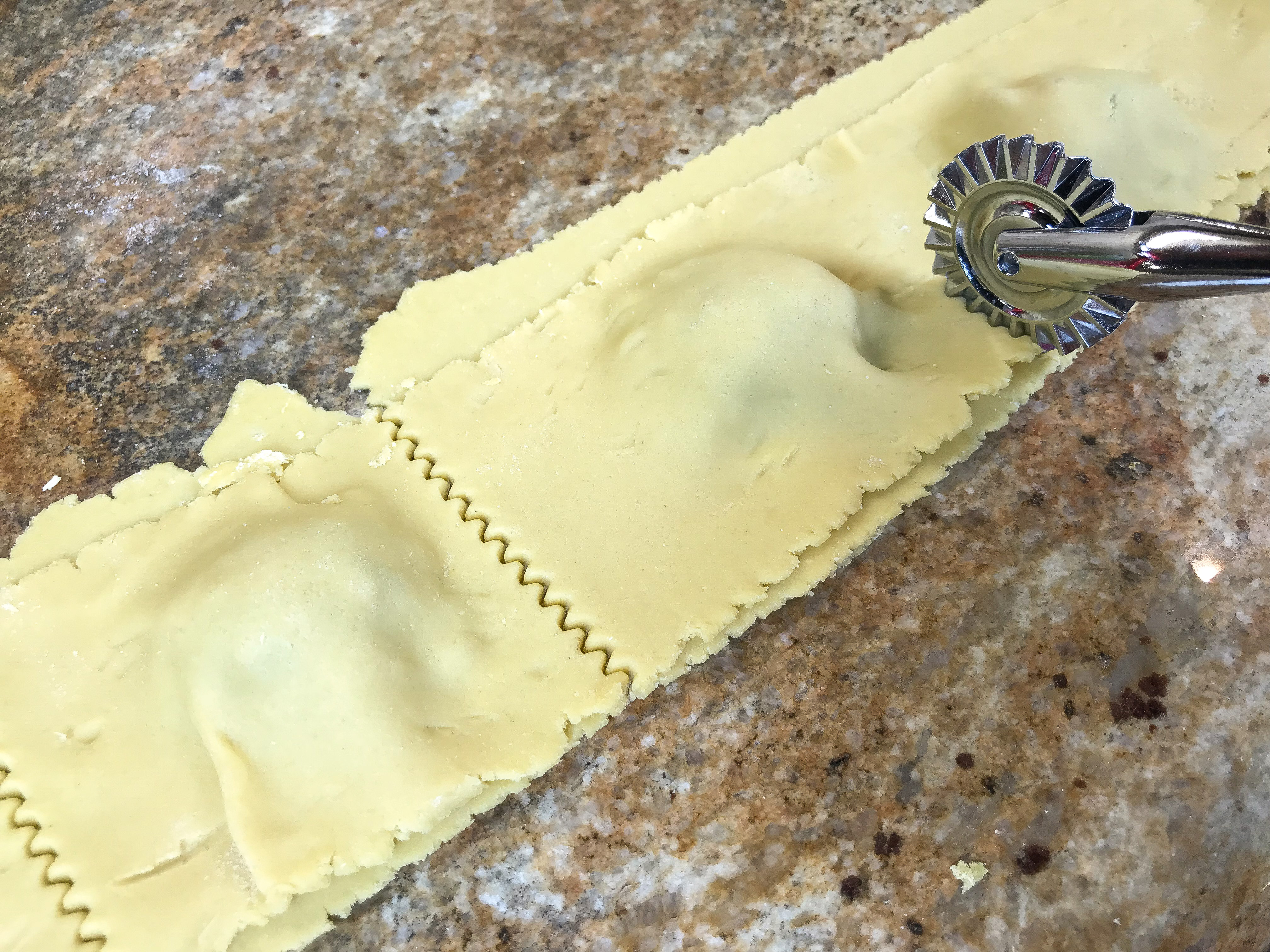 GLUTEN FREE SAUSAGE AND RICOTTA RAVIOLI FROM SCRATCH : 12 Steps (with ...