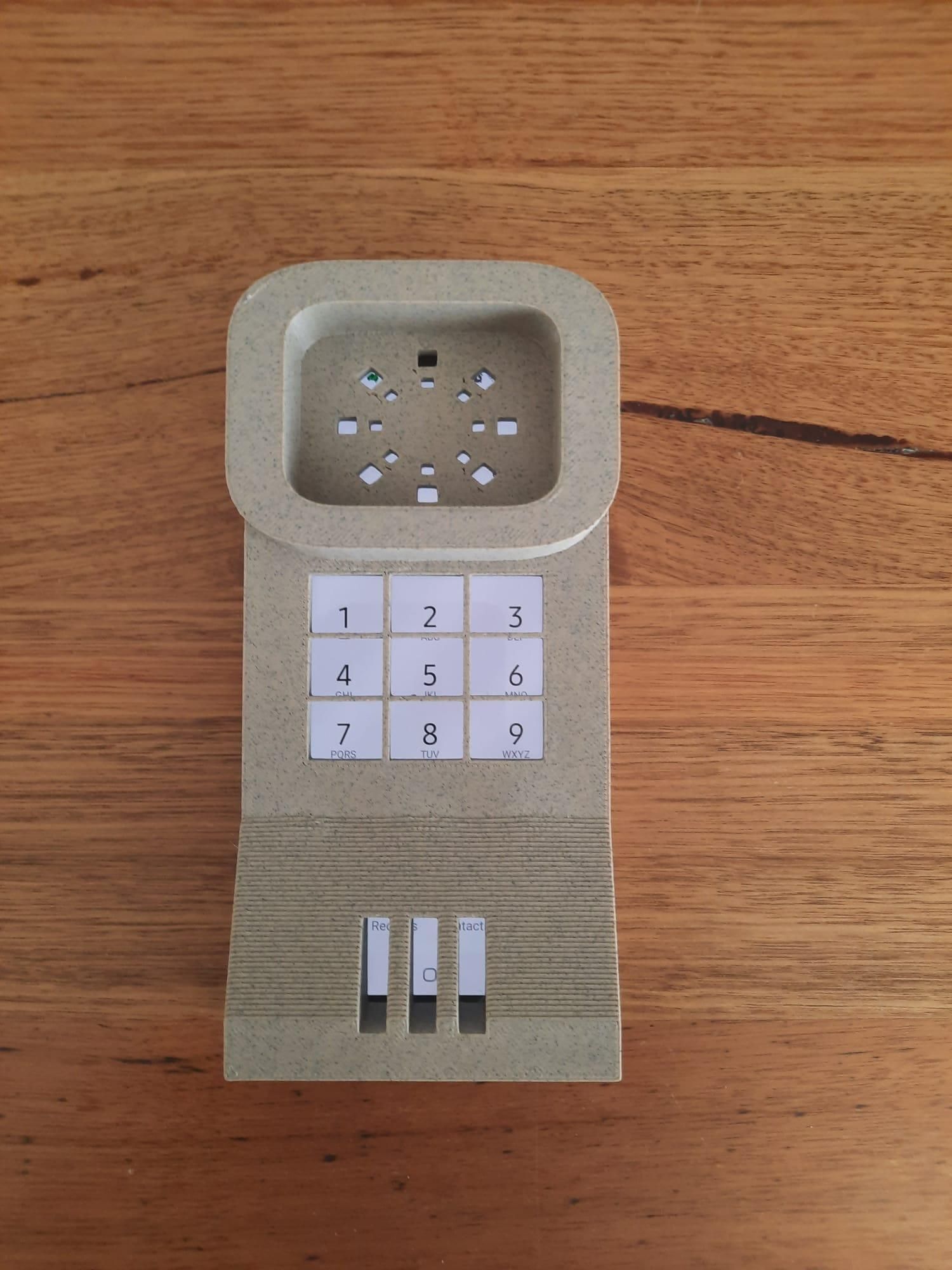 Make Your Mobile Phone Retro (Tinkercad) : 6 Steps (with Pictures ...