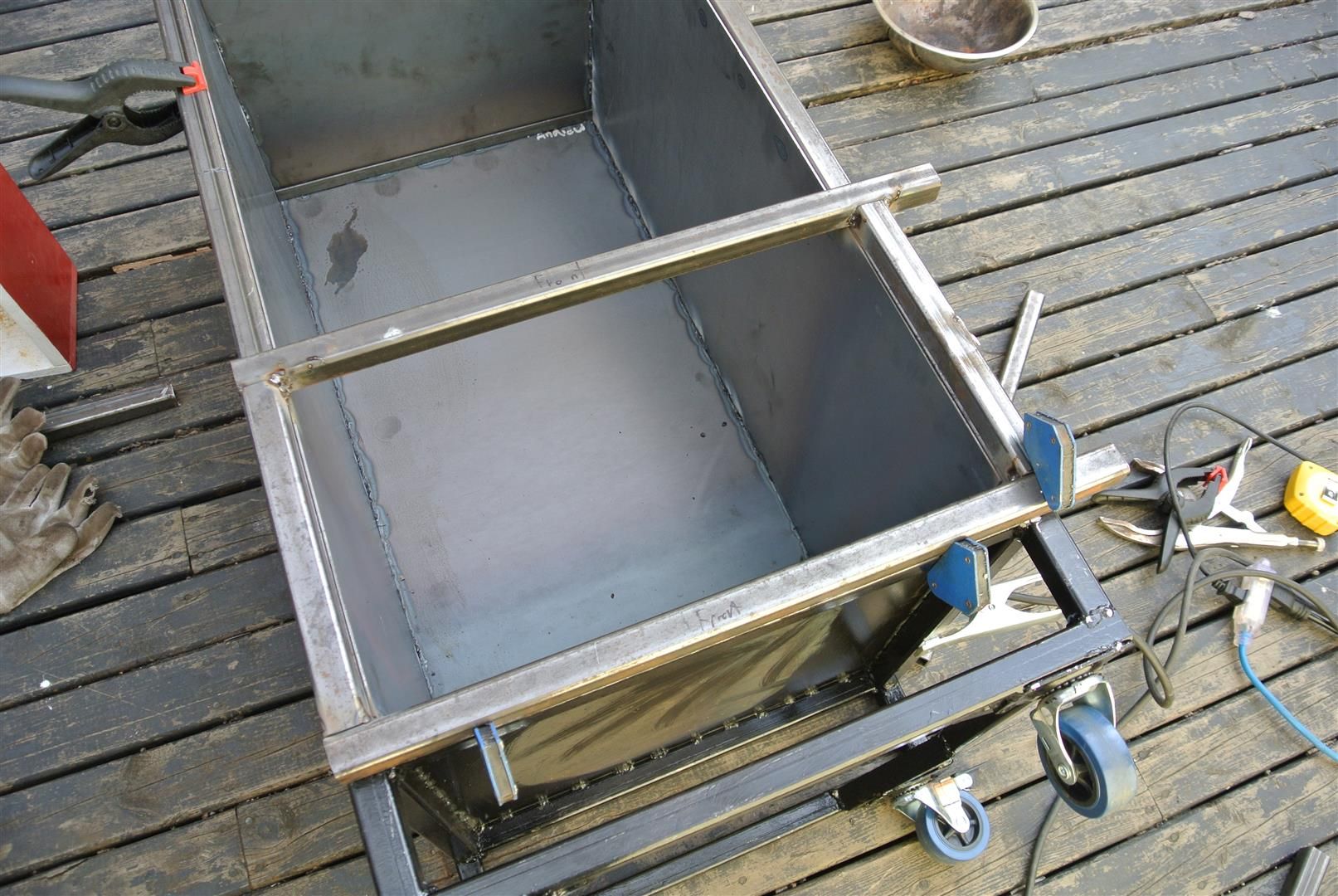 Making a Vertical Smoker and Grill : 15 Steps (with Pictures ...