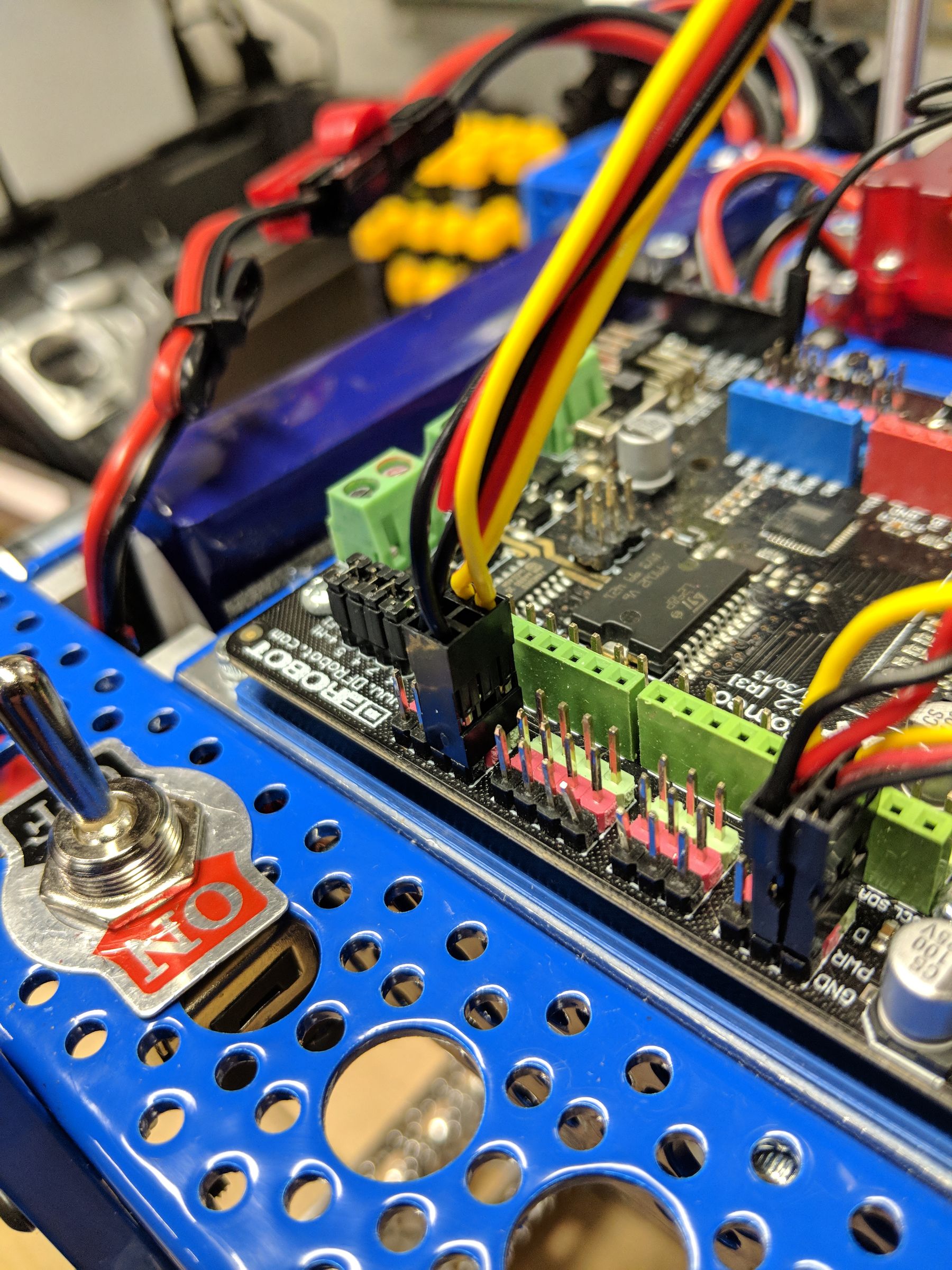 Trackbot Mk V : 8 Steps (with Pictures) - Instructables