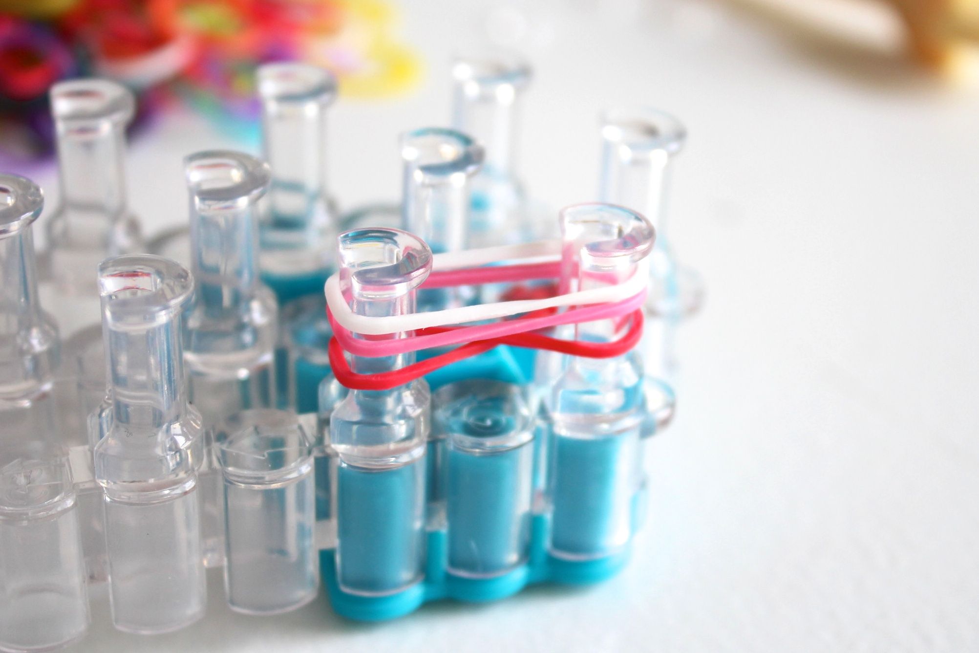 Rainbow Loom Fishtail : 6 Steps (with Pictures) - Instructables