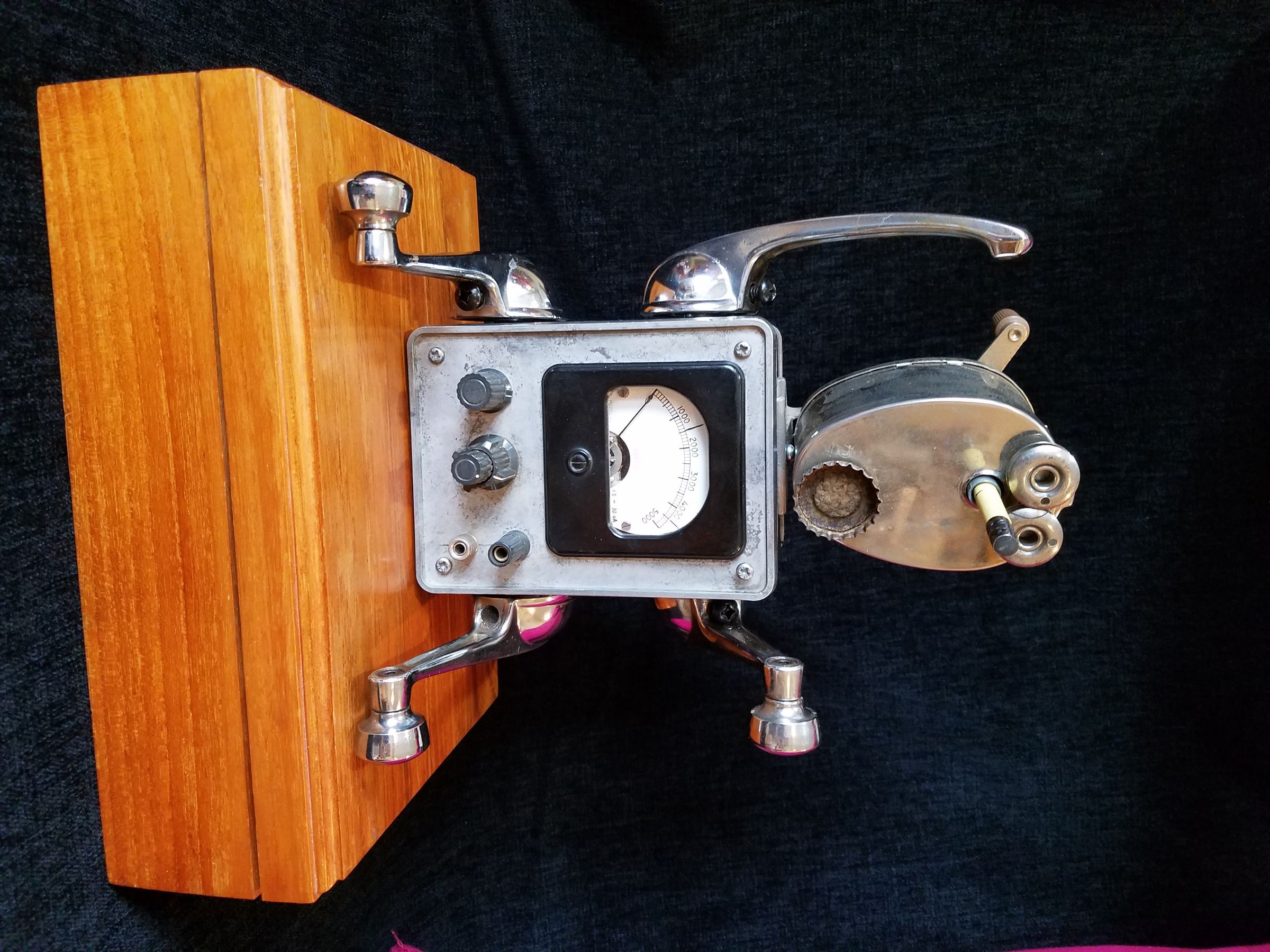 Making a Junkbot : 10 Steps (with Pictures) - Instructables