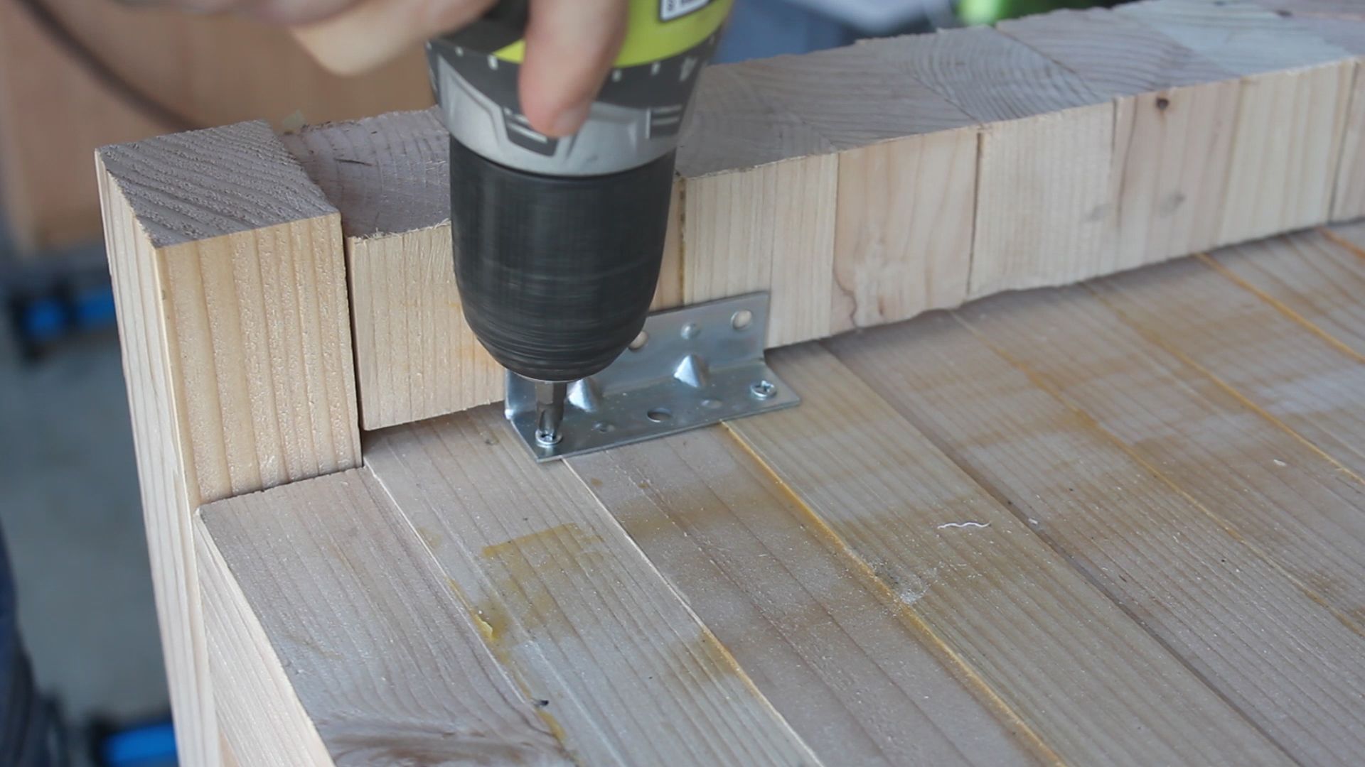 Modern Box-Joint Coffee Table : 16 Steps (with Pictures) - Instructables