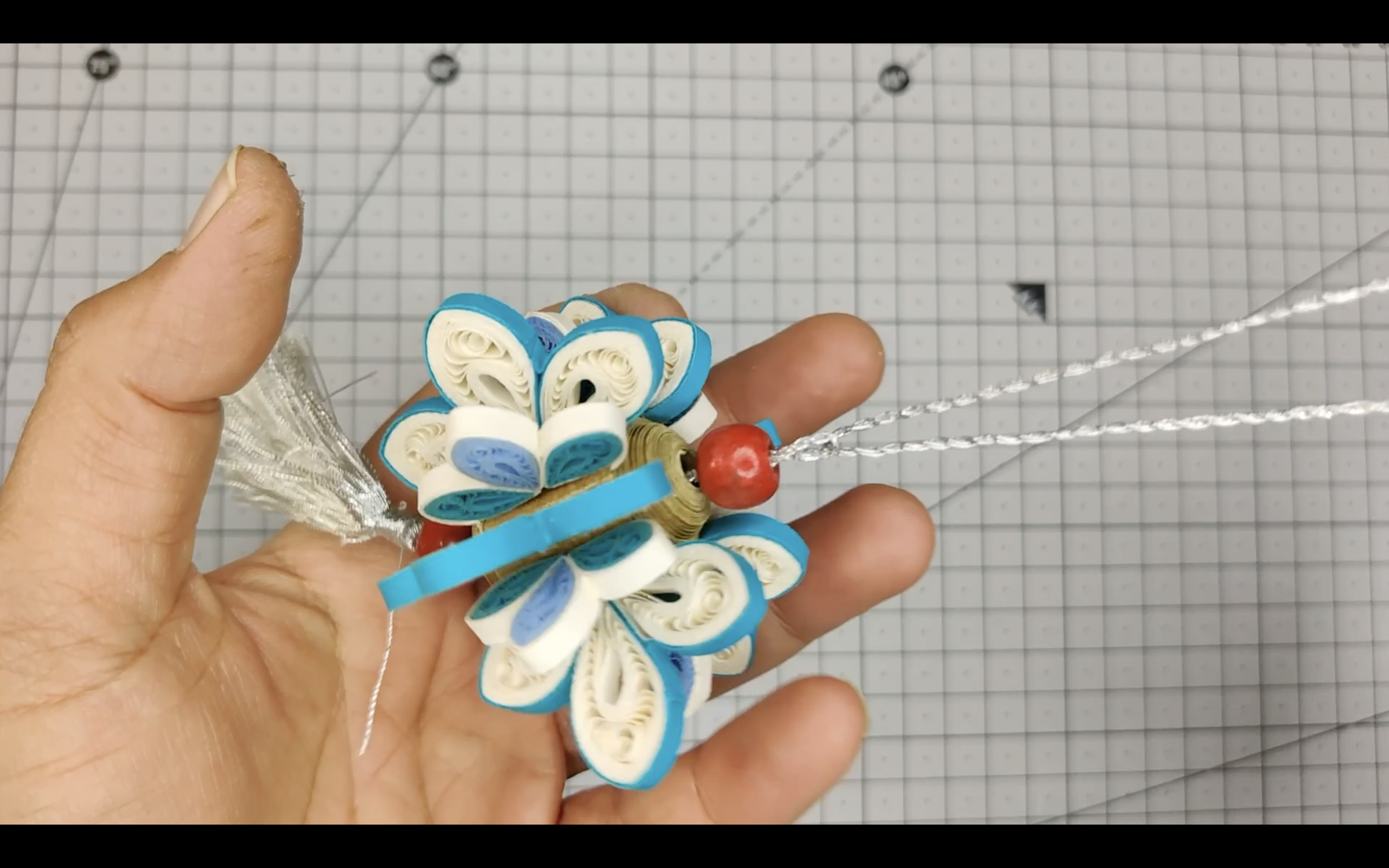 Paper Quilled Ornamental Dangler DIY : 13 Steps (with Pictures ...