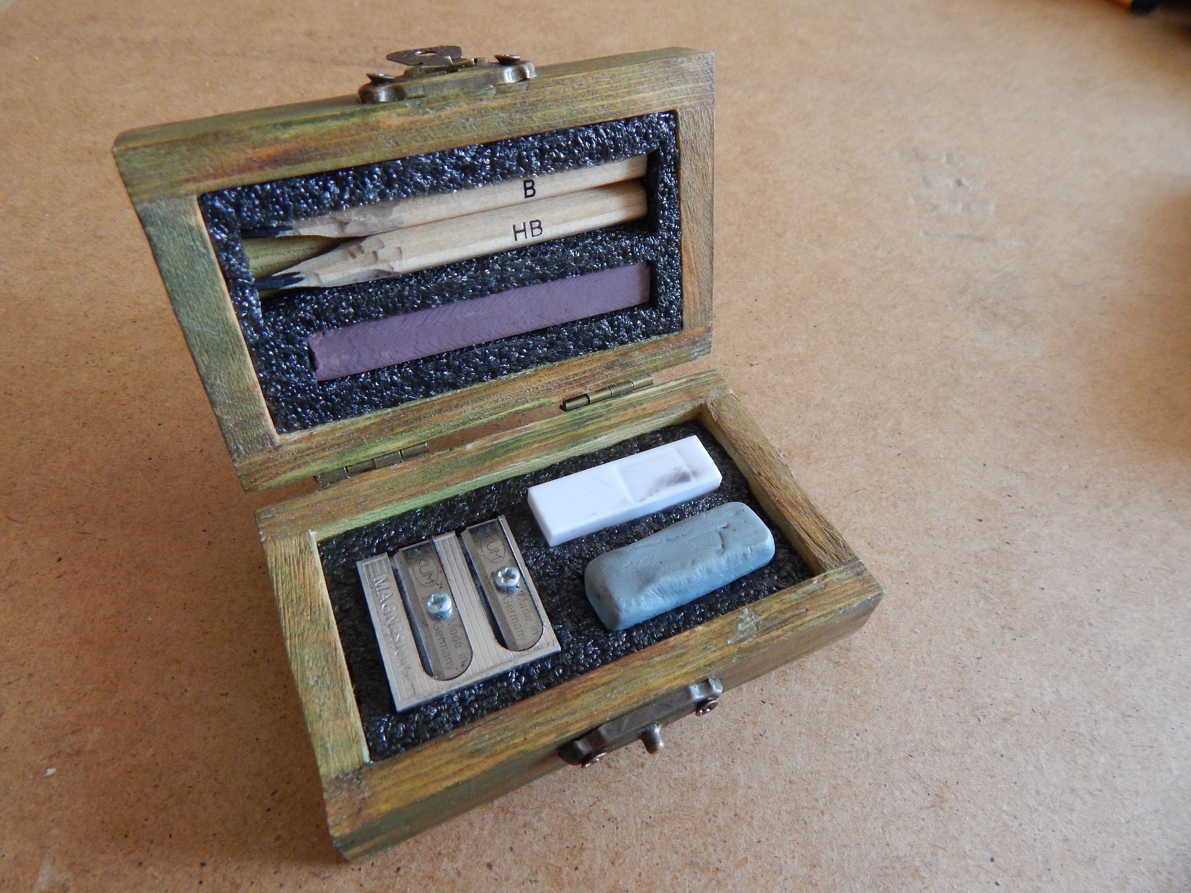 Pocket Charcoal Drawing Set : 14 Steps (with Pictures) - Instructables