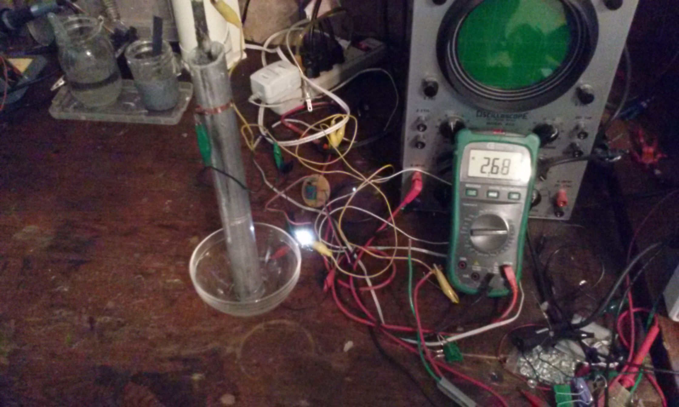 Junk Battery - 2.65v Rechargable Aluminum-Ion : 12 Steps (with Pictures ...