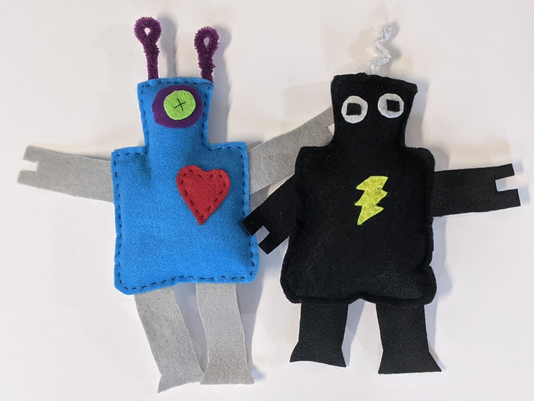 Soft Robot Friends - Good Beginner Sewing Project : 5 Steps (with ...