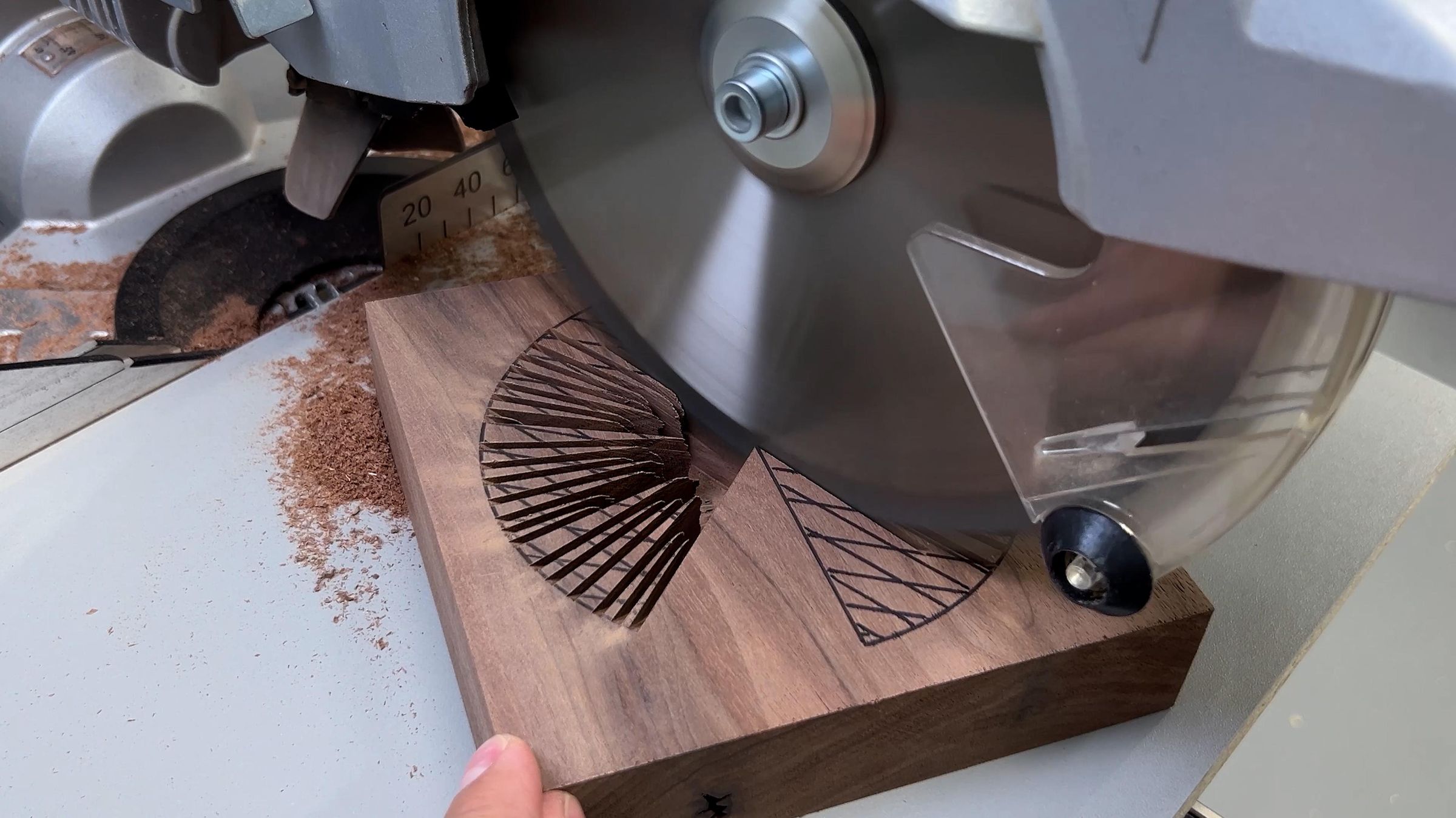 A Bowl Using Just a Mitre Saw! : 13 Steps (with Pictures) - Instructables