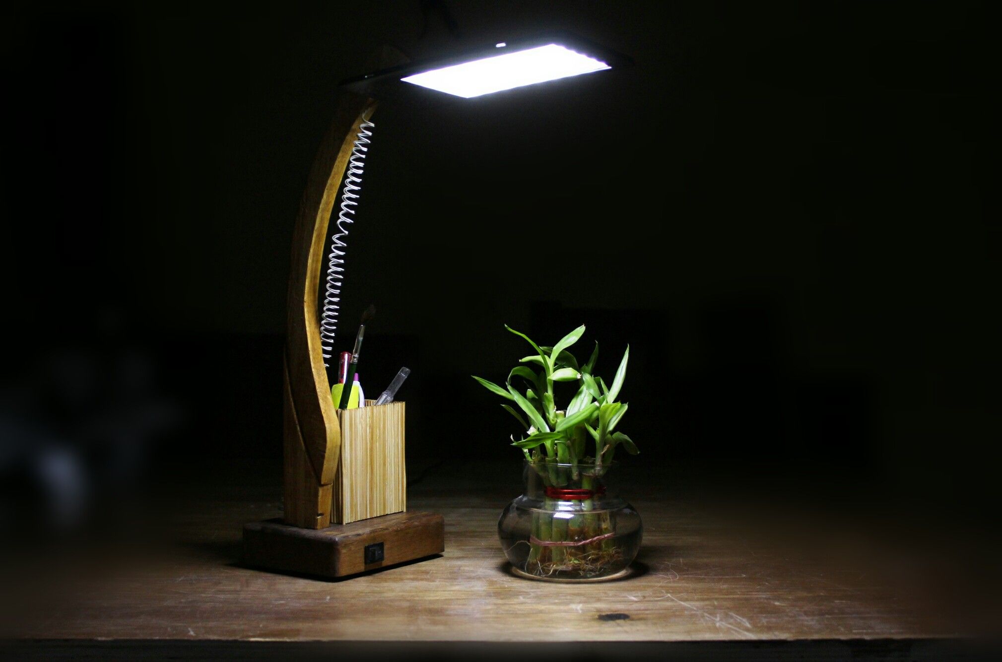 Amazon Kindle Study Lamp & Pen Stand : 9 Steps (with Pictures ...