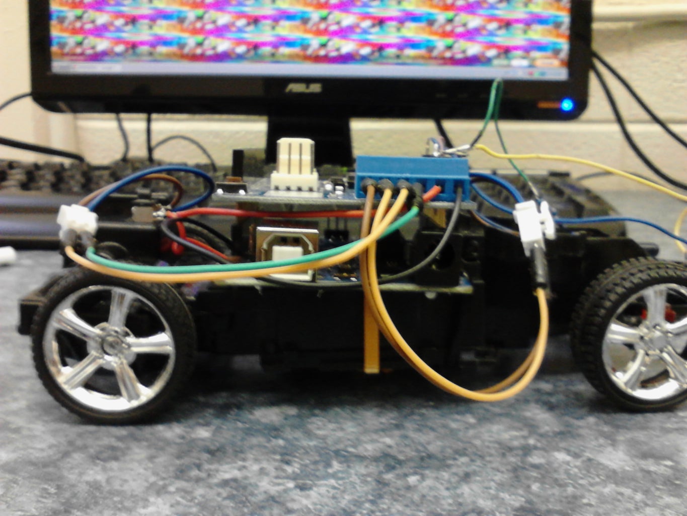 Autonomous Arduino Car : 8 Steps (with Pictures) - Instructables Autonomous Arduino Car : 8 Steps (with Pictures) - Instructables