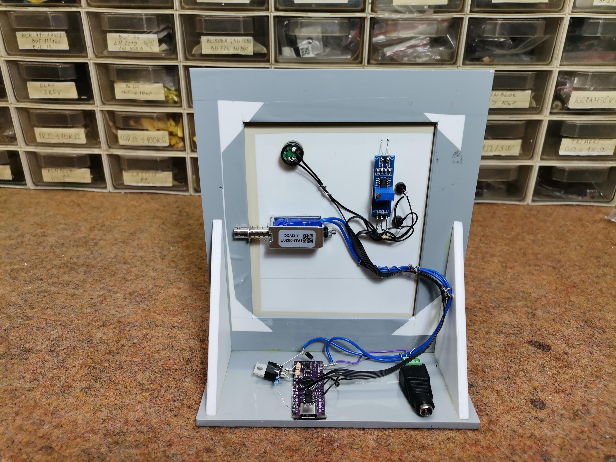 Arduino Door Lock With Smartphone Flashlight Login (Li-Fi Project) : 3 ...