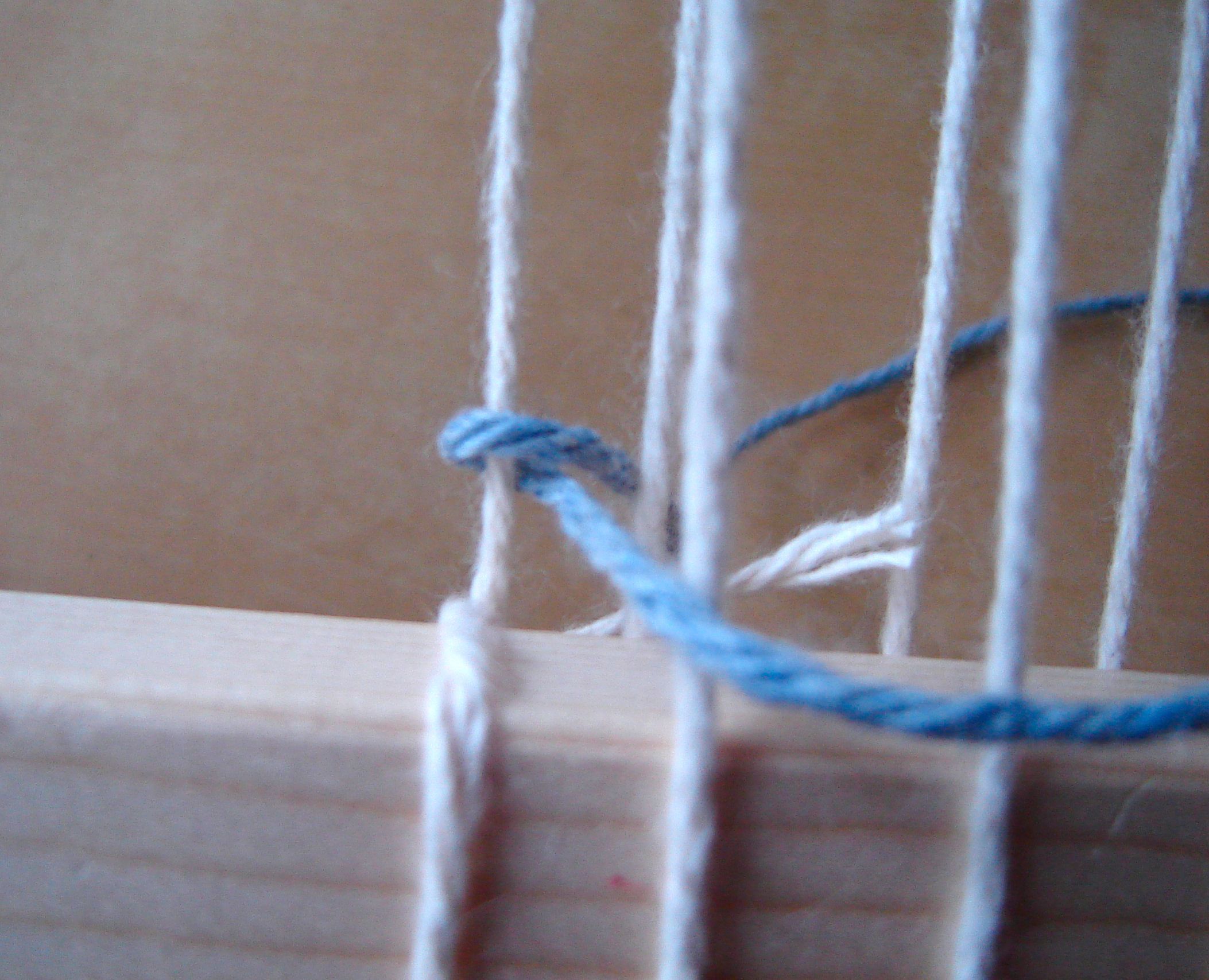 How to Weave on a Frame Loom : 8 Steps (with Pictures) - Instructables