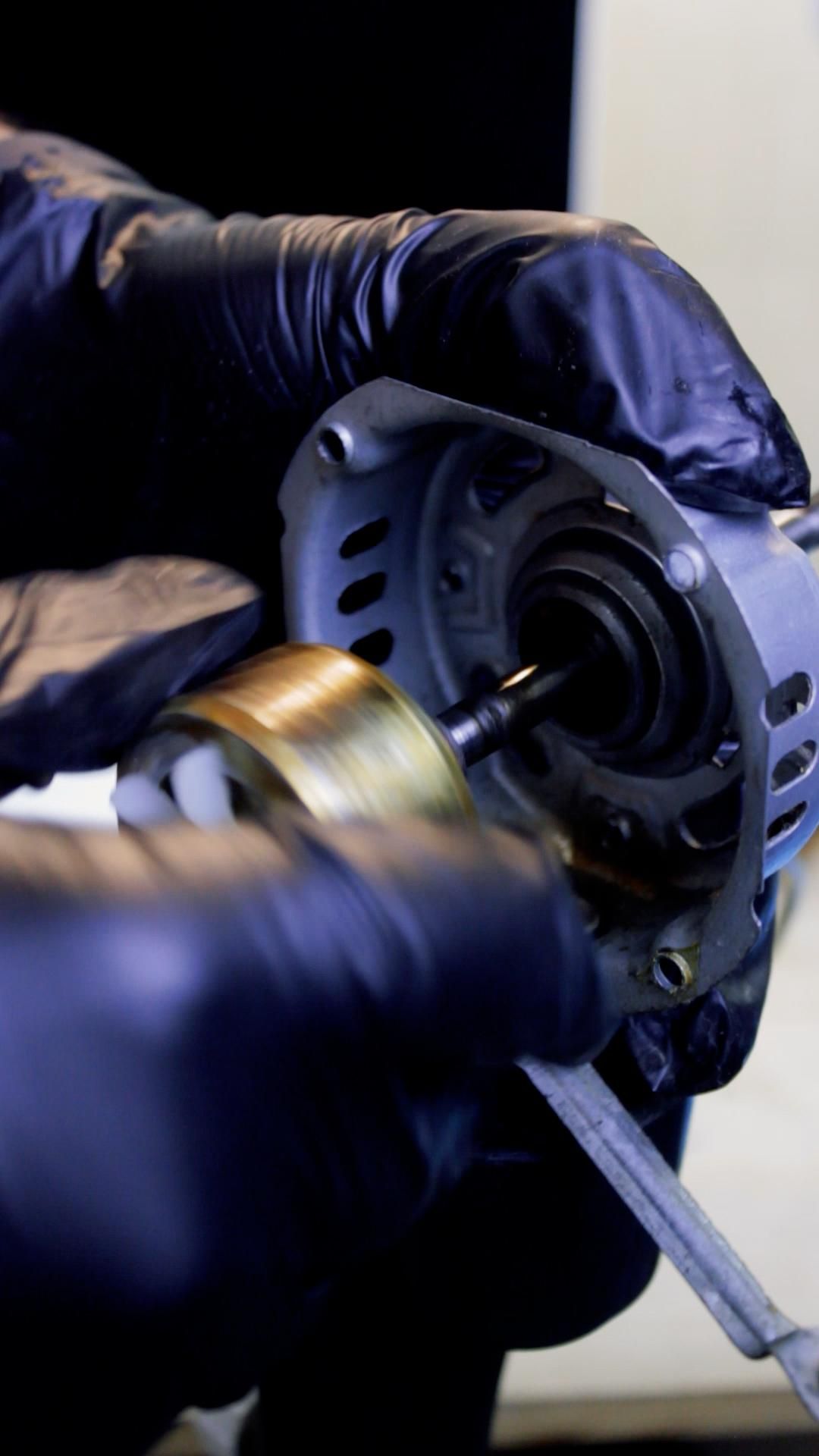 How to Fix a Broken Electric Fan: Motor Humming Sound | Rotor Not ...