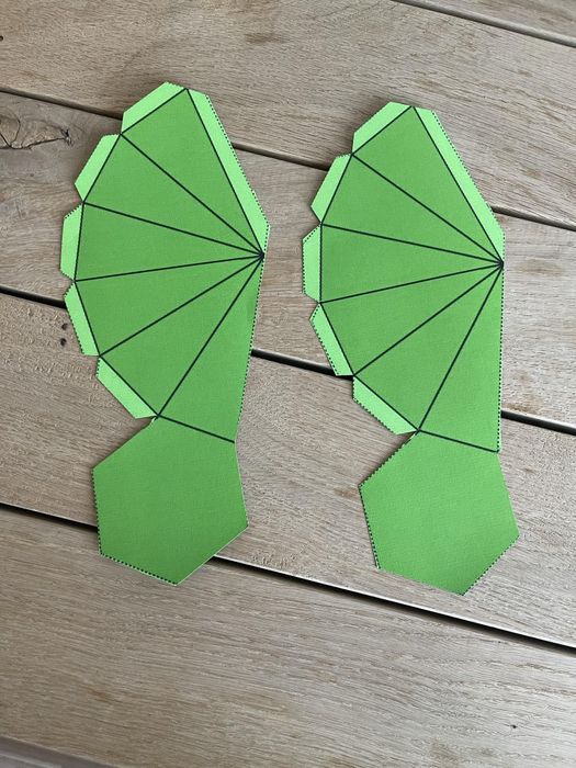 How to Make a Sims Plumbob : 8 Steps (with Pictures) - Instructables