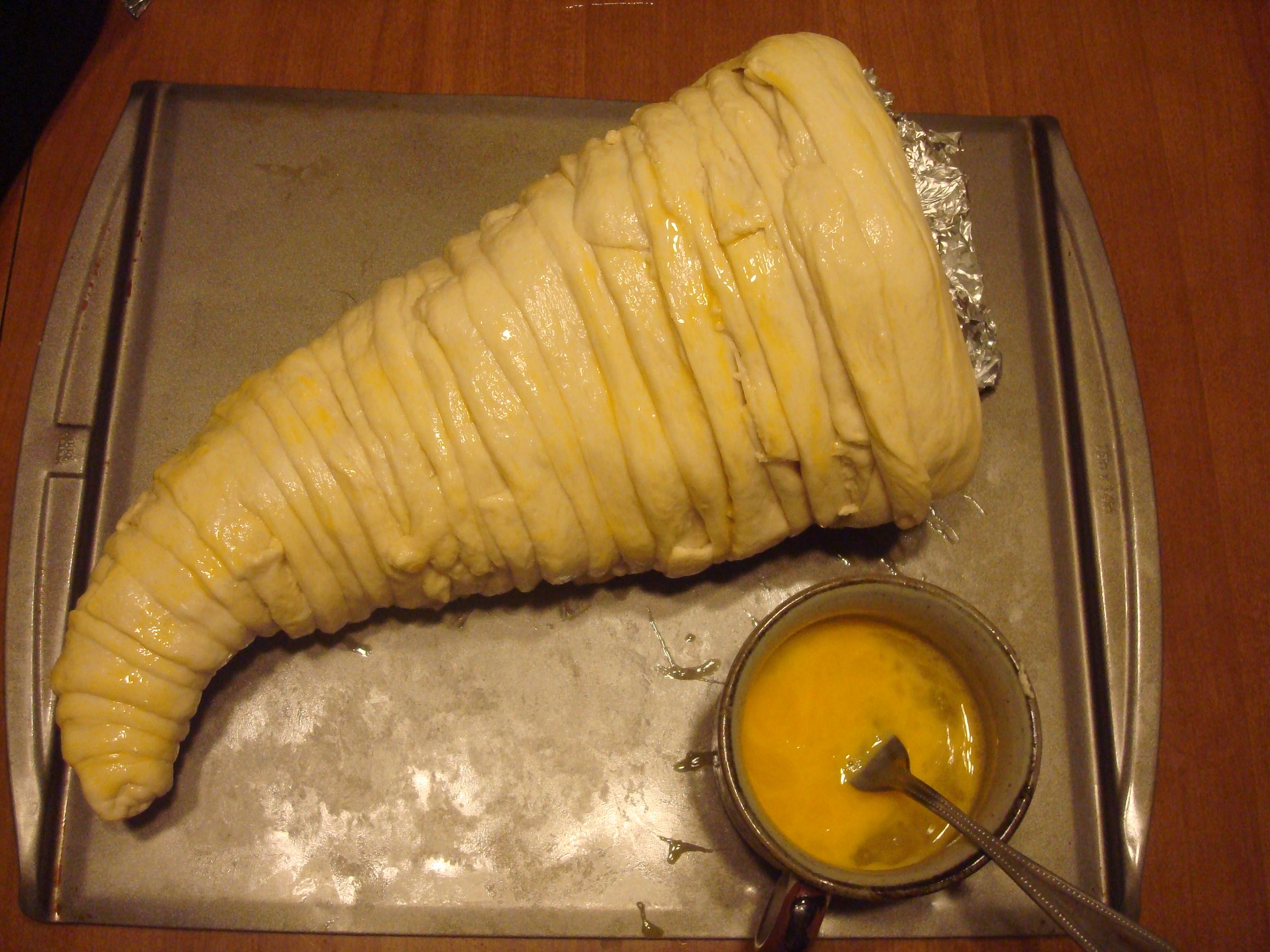 Bread Cornucopia Thanksgiving Centerpiece : 5 Steps (with Pictures ...