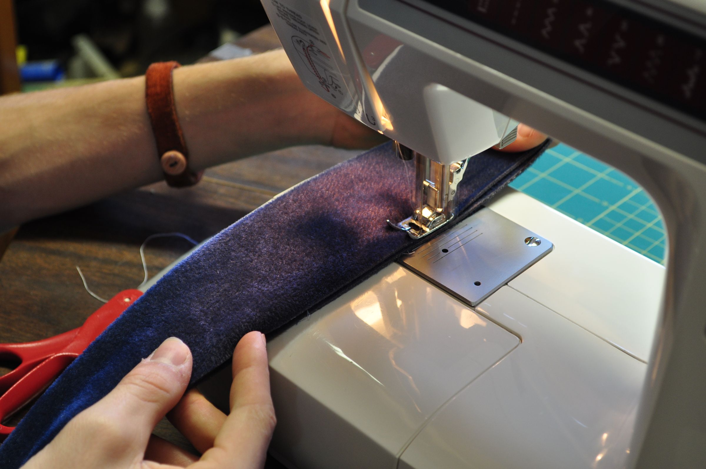 How to Make Battle Ready Foam Fighting Swords! : 5 Steps (with Pictures ...