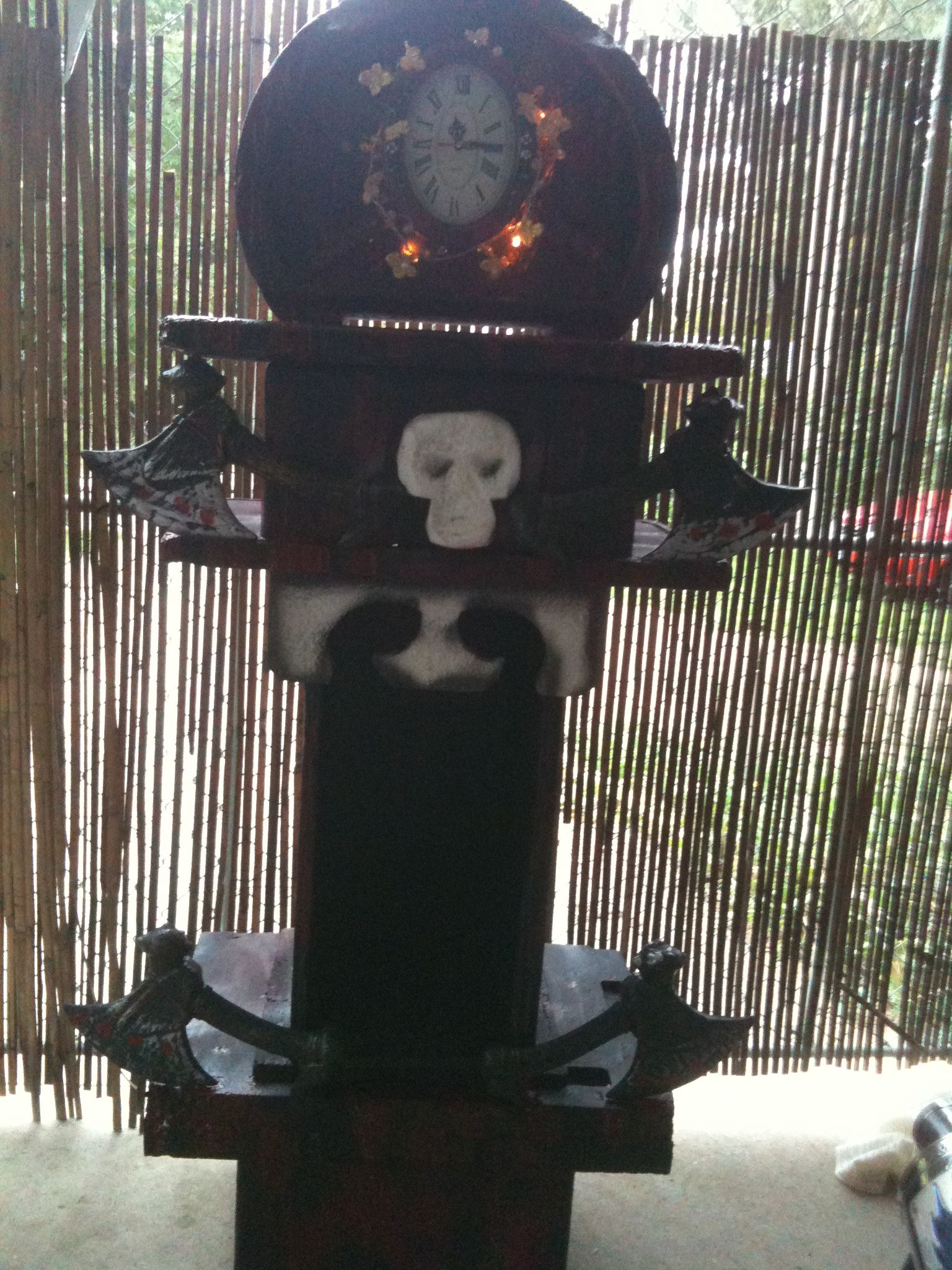 Styrofoam Halloween Grandfather Clock - Instructables