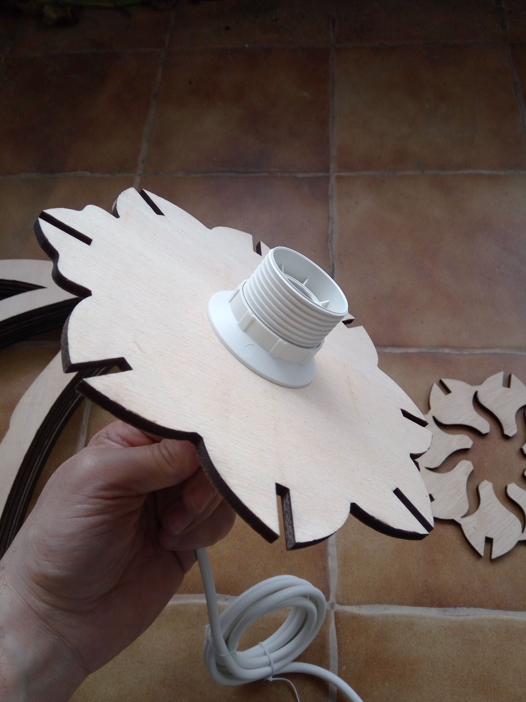 Flower Mandala Lamp : 5 Steps (with Pictures) - Instructables