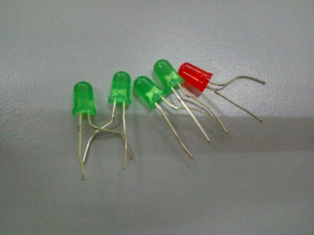 How to Set the ID for the RF Remote Control Kit : 8 Steps - Instructables