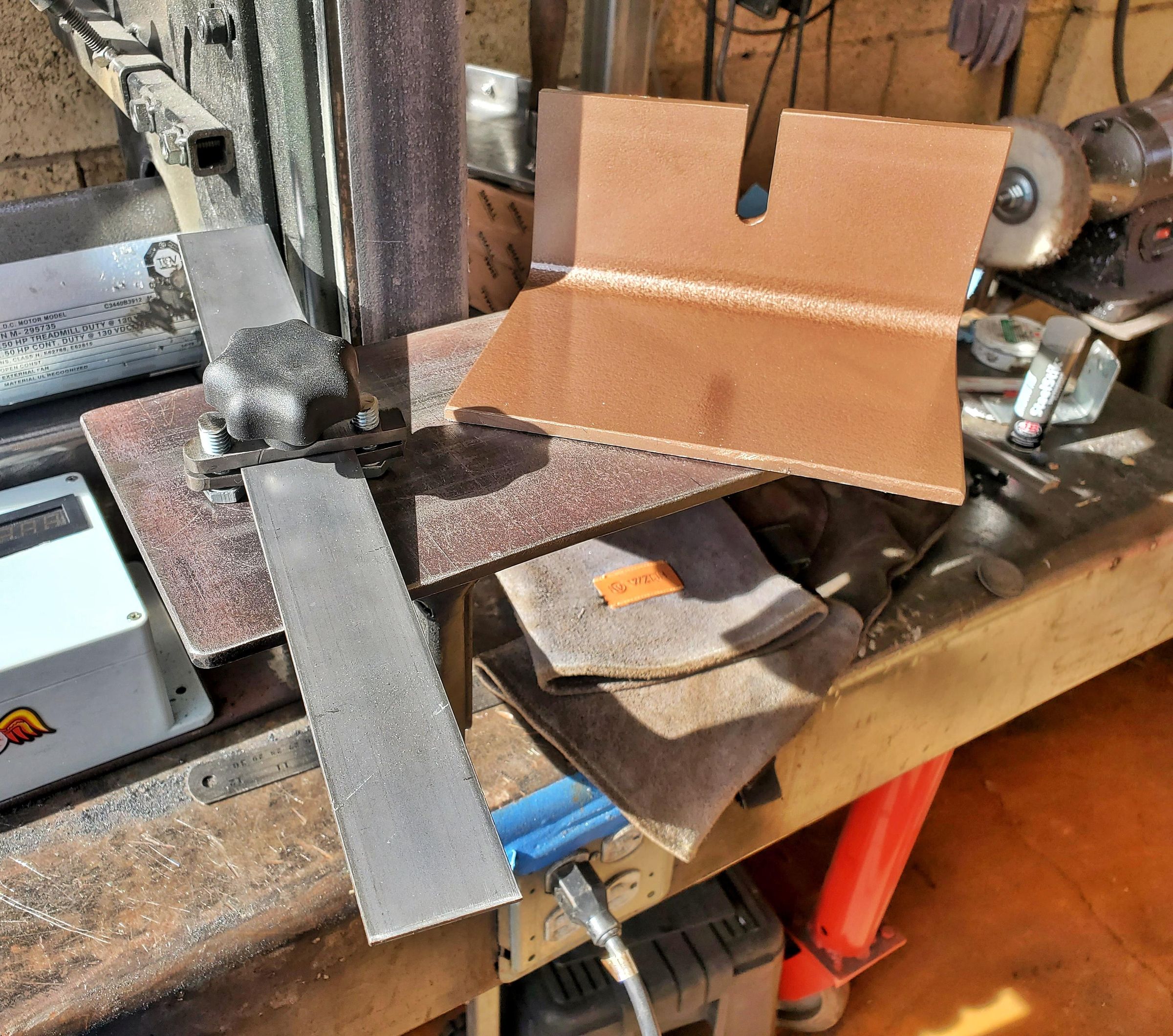 Knife Grinding Jig : 3 Steps - Instructables