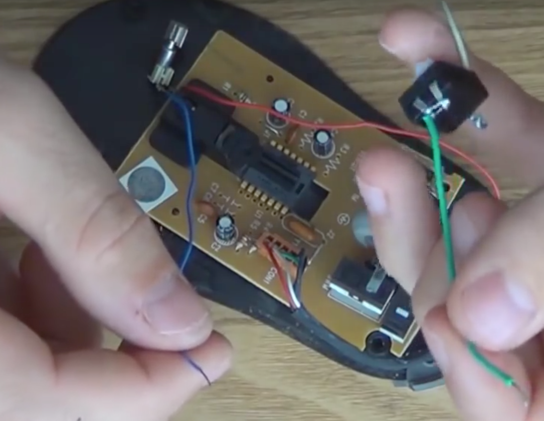 How to Make a Gaming Vibro-mouse : 6 Steps (with Pictures) - Instructables