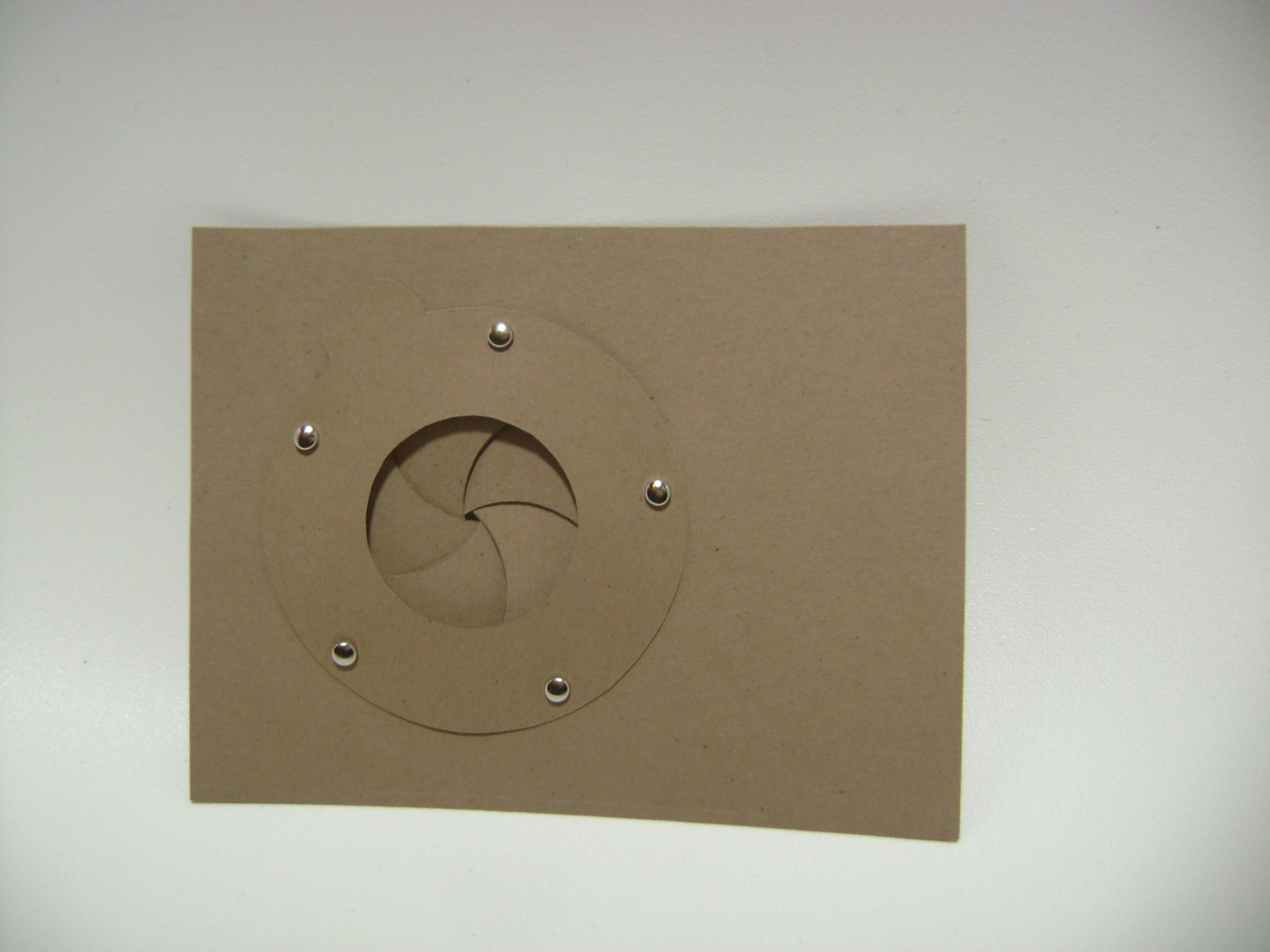 Mechanical Iris Greeting Card : 5 Steps (with Pictures) - Instructables