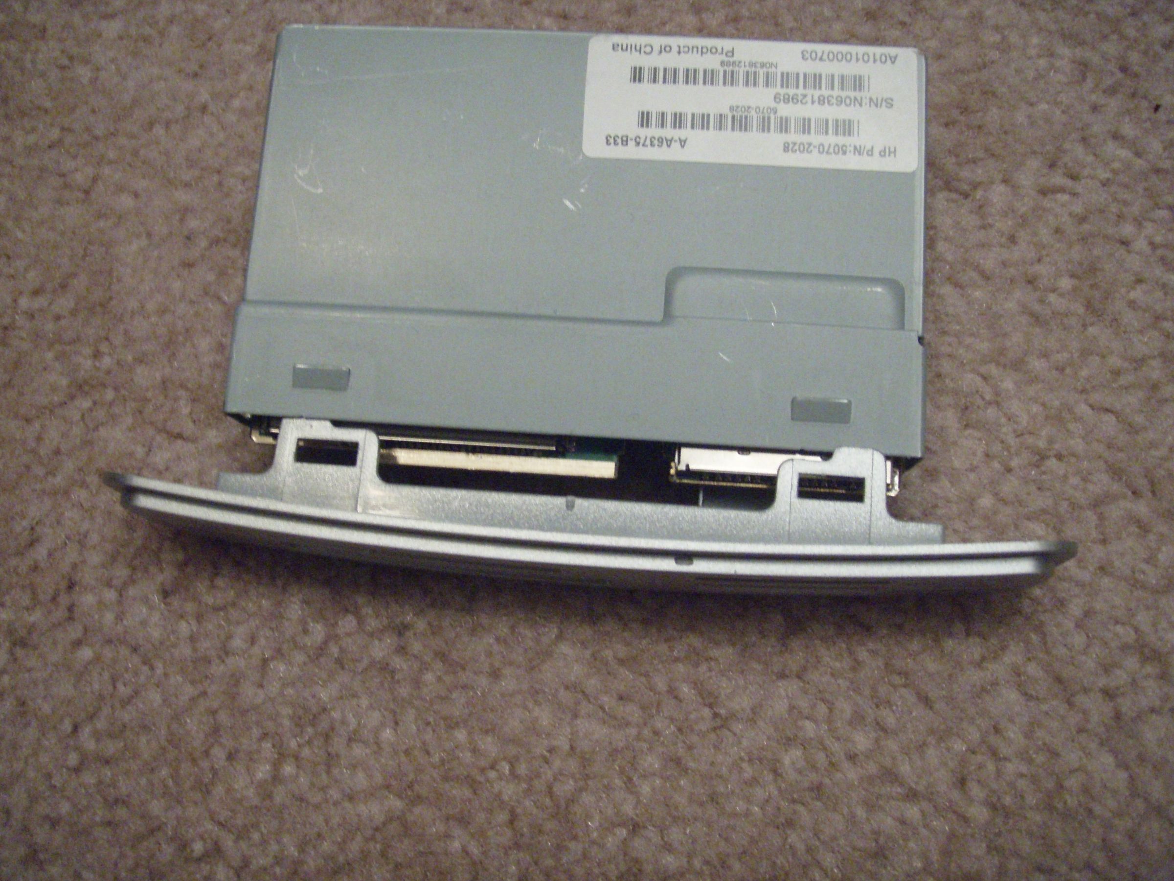 How to Disassemble a Computer : 16 Steps (with Pictures) - Instructables