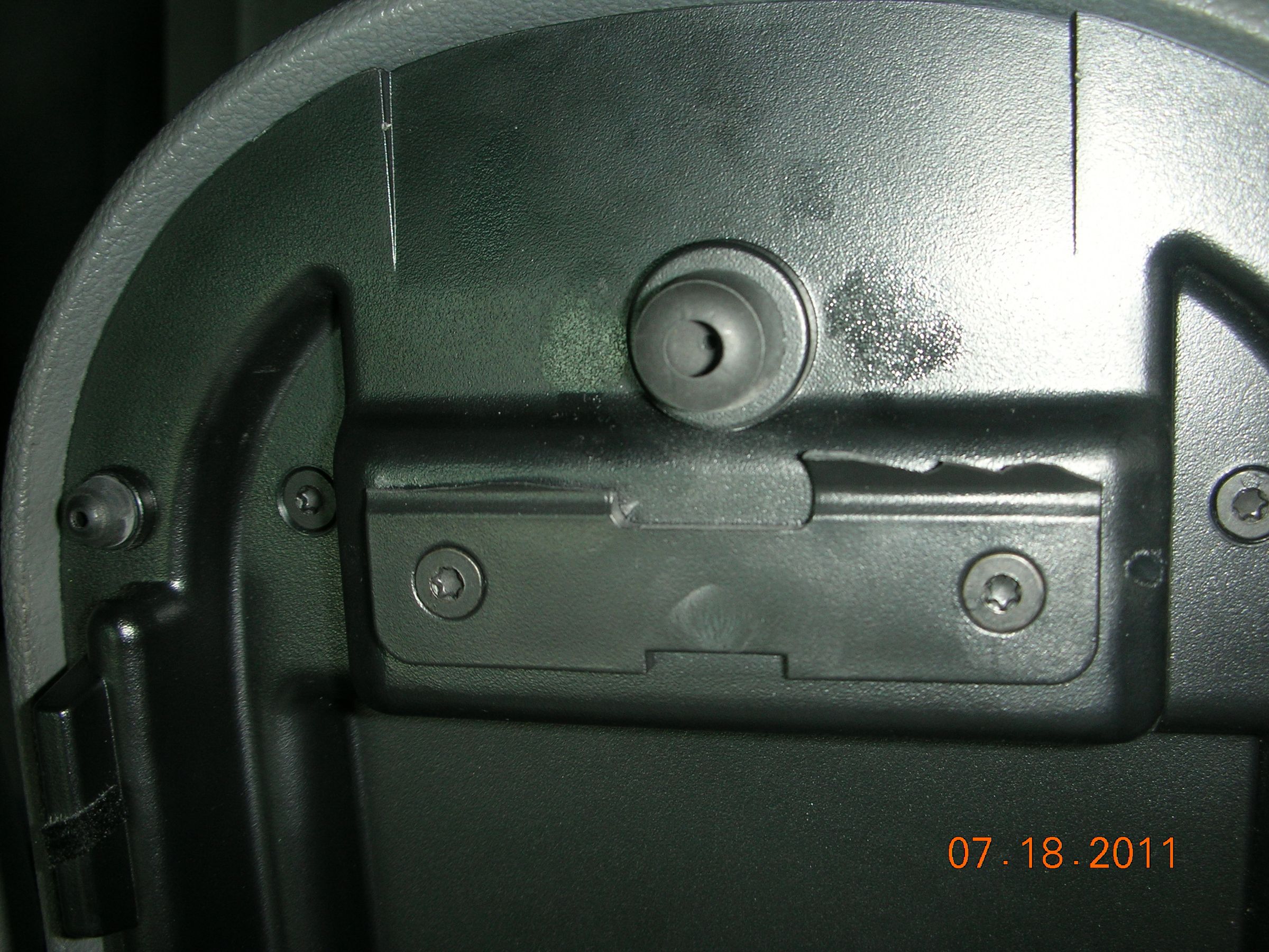 Repair Ford Center Console Latch : 8 Steps - Instructables