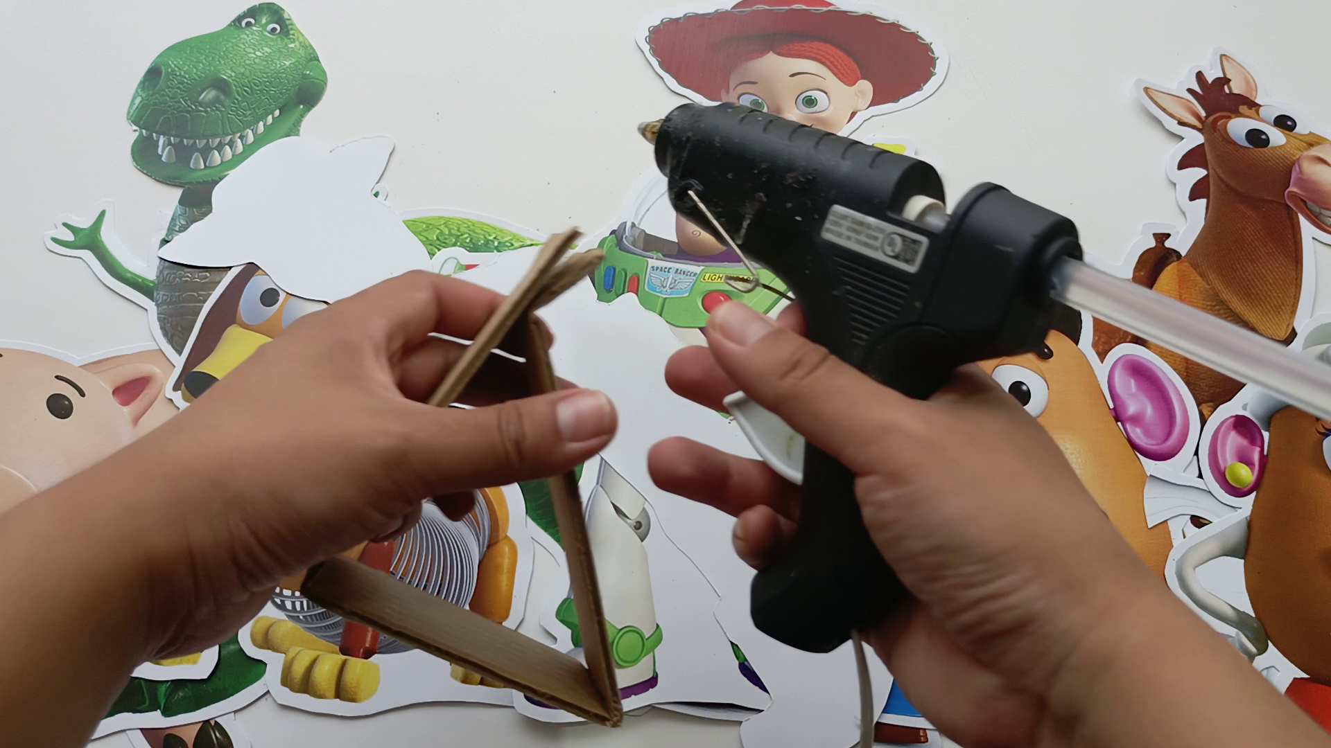 Toy Story Birthday Decoration : 28 Steps (with Pictures) - Instructables