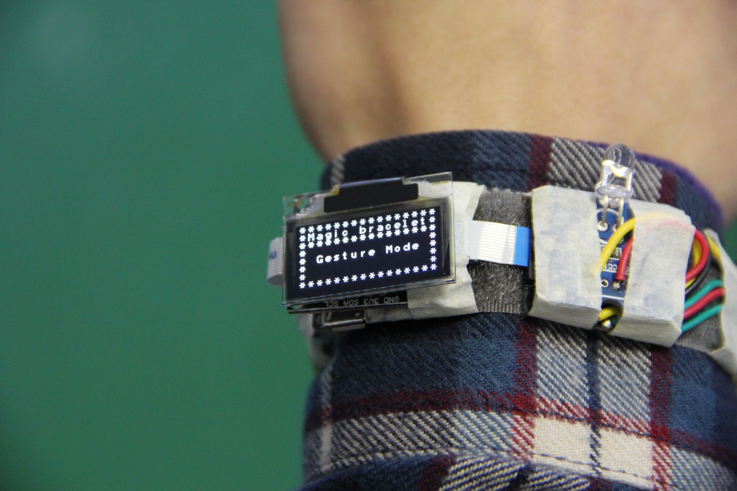 Magic Bracelet : 6 Steps - Instructables