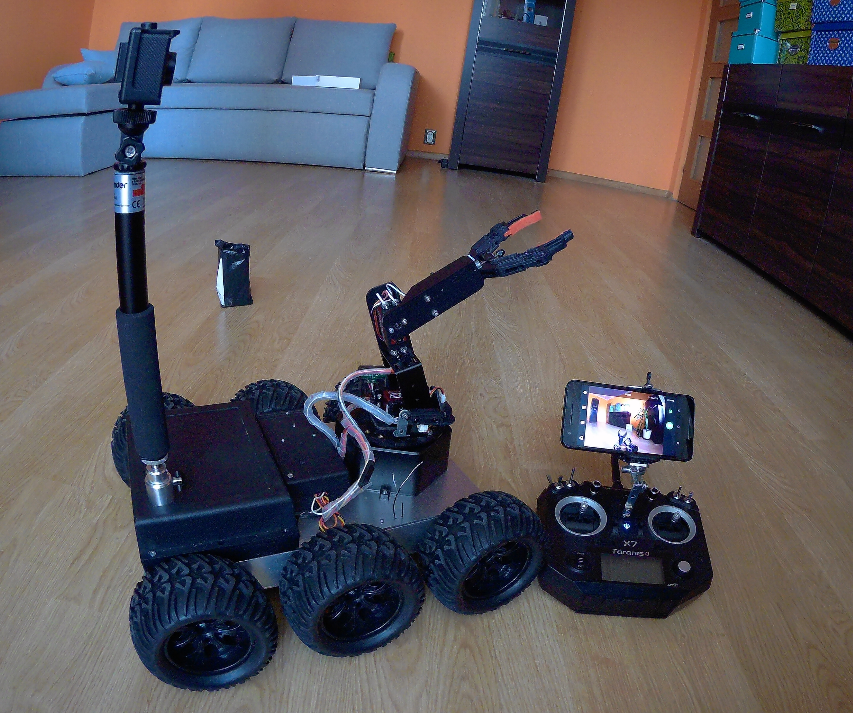 Remote Controlled 6WD All Terrain Robot : 10 Steps (with Pictures ...
