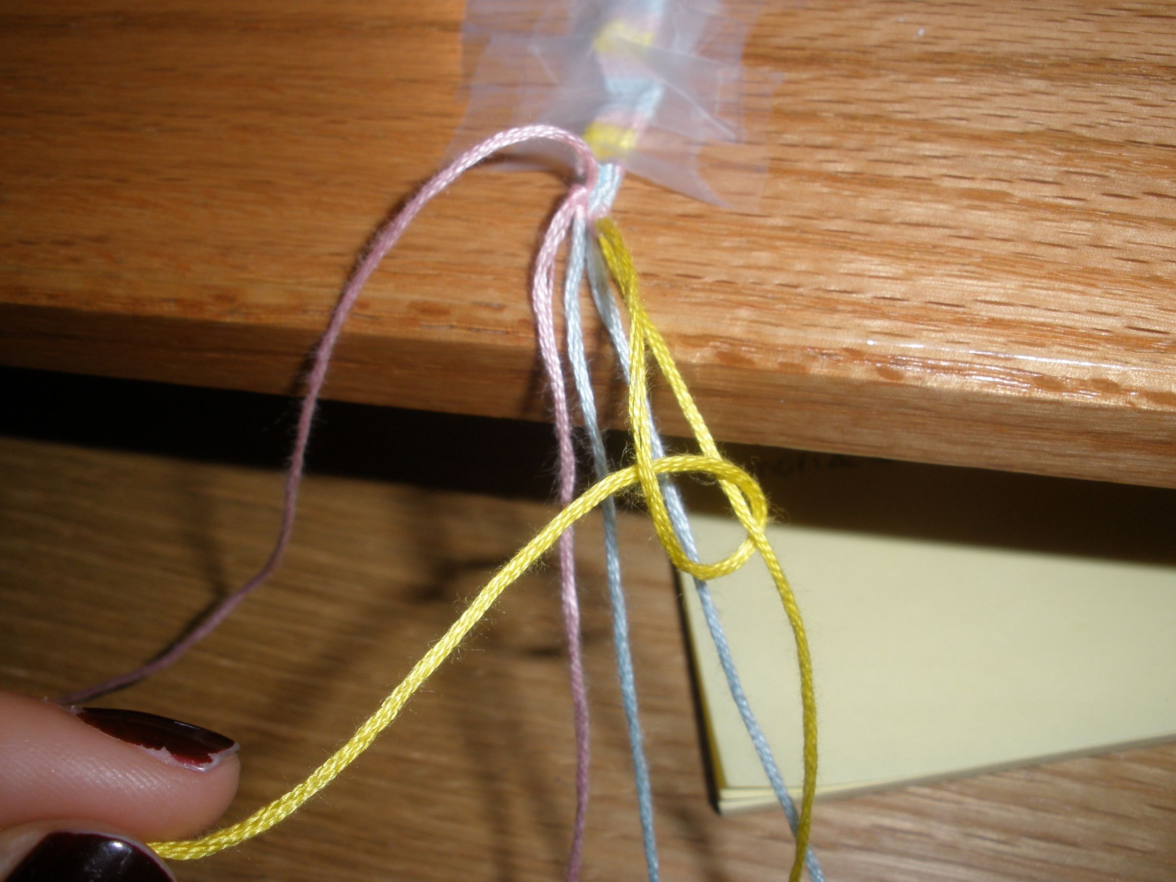 Zig-Zag Friendship Bracelet : 7 Steps - Instructables