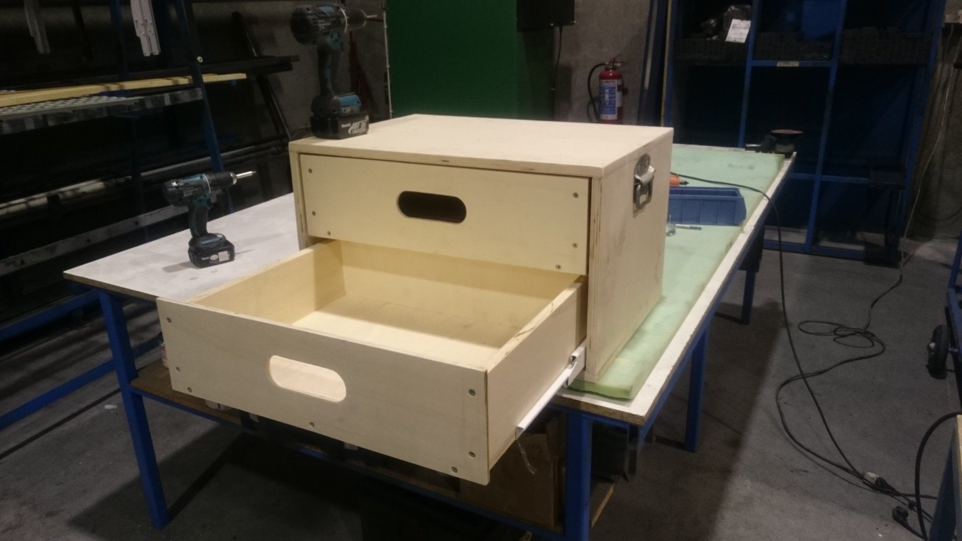 Ultimate Portable Mobile Toolbox : 10 Steps - Instructables